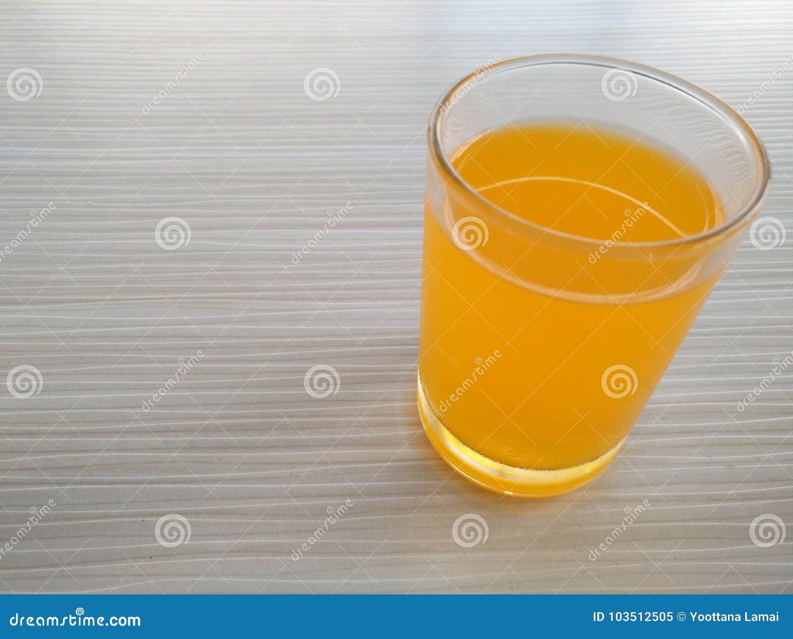 Jus d'orange image stock. Image du orange, matin, table - 103512505
