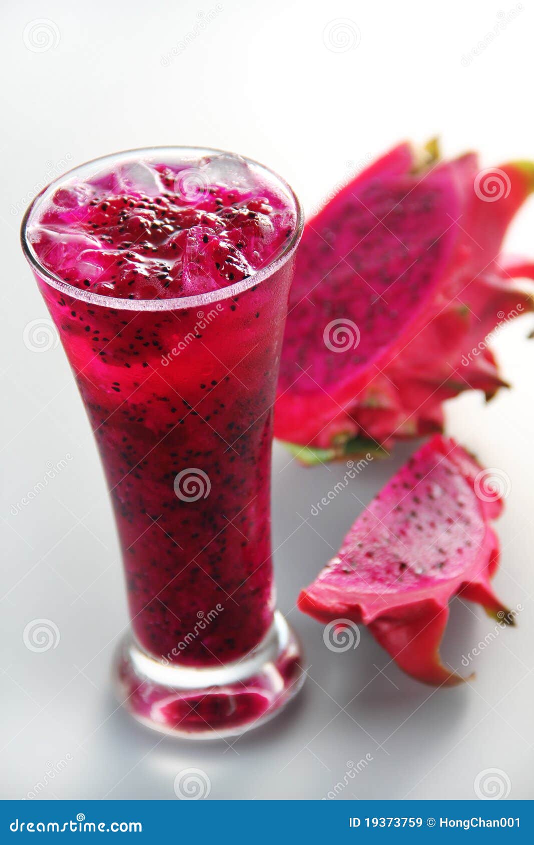 Jus de fruit de dragon image stock. Image du doux, dessert - 19373759