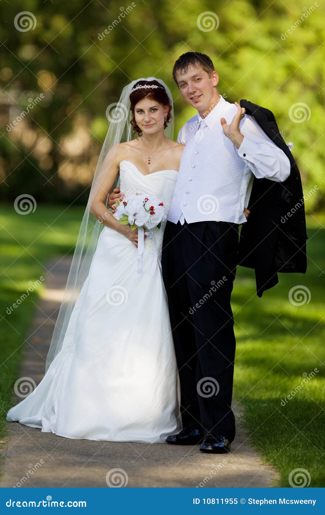 Just married stock image. Image of enjoying, happy, engagement - 10811955