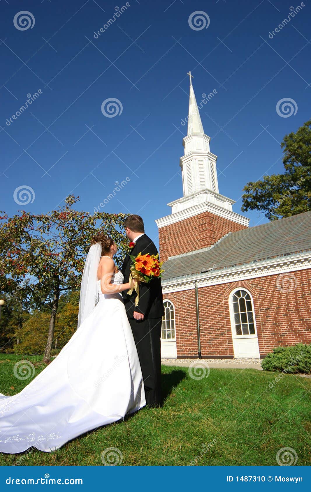 Just Married Picture. Image: 1487310