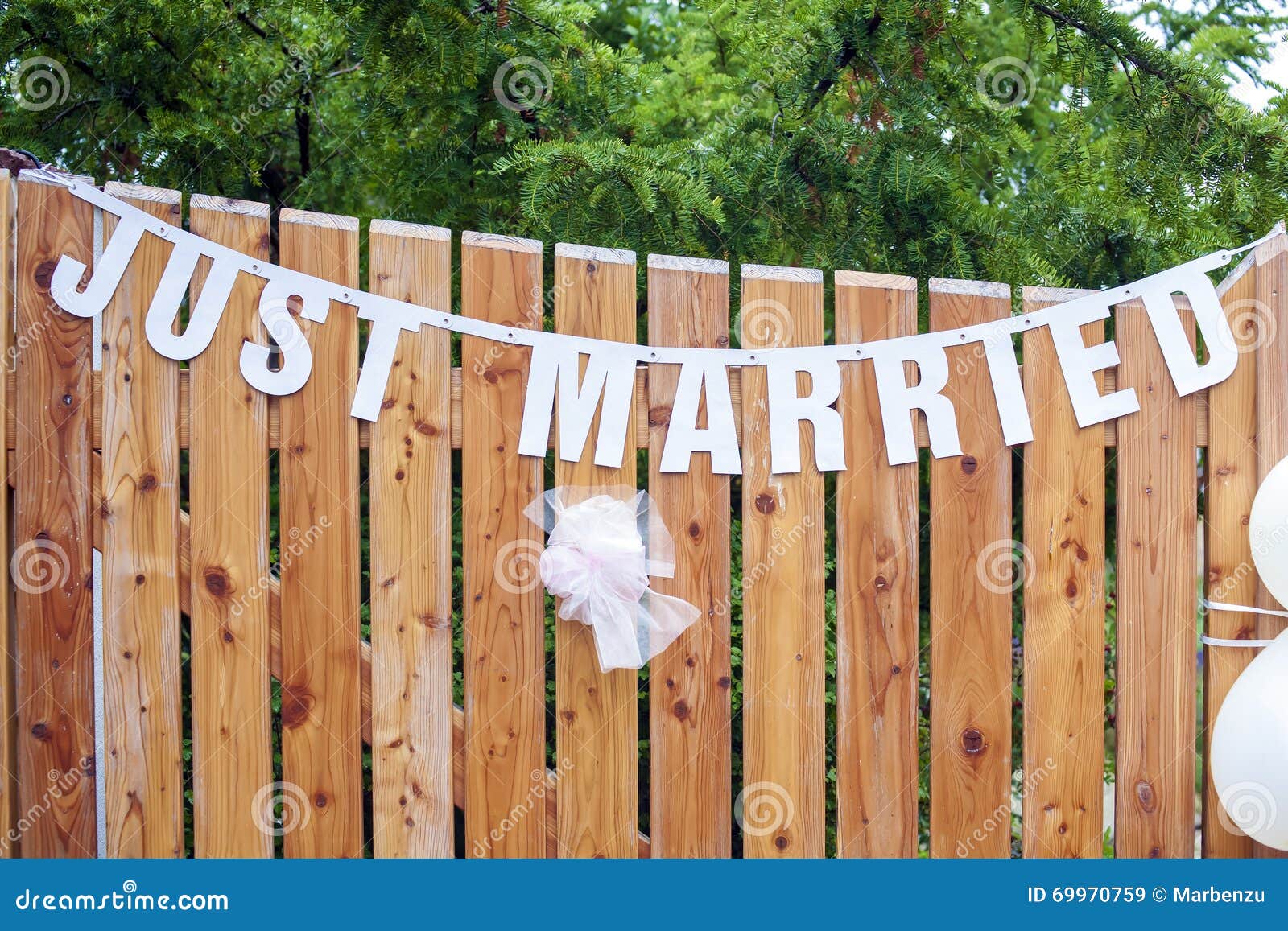 Just Married Text on the Wall Stock Image - Image of wooden ...