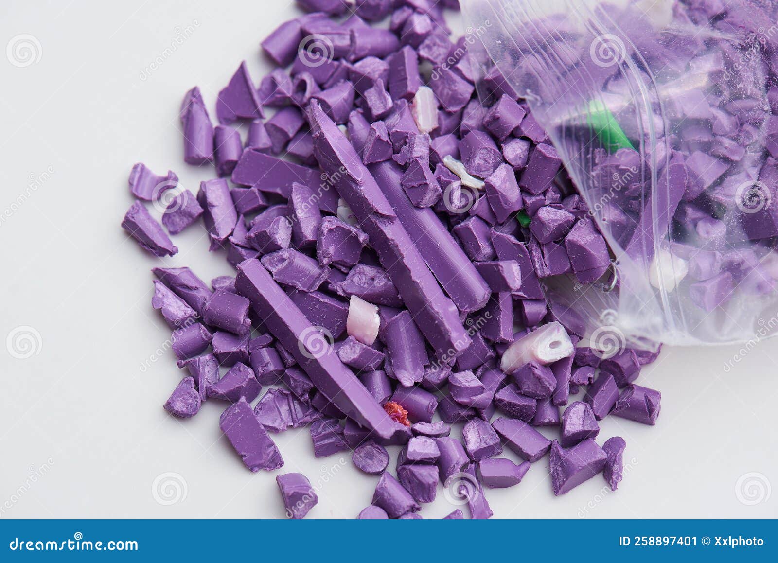 Plastic Sprue Gate Cutting And Sucction Pad For Plastic Injection ...