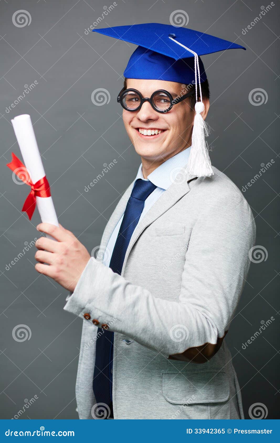 Juste gradué image stock. Image du adulte, personne, connaissance ...