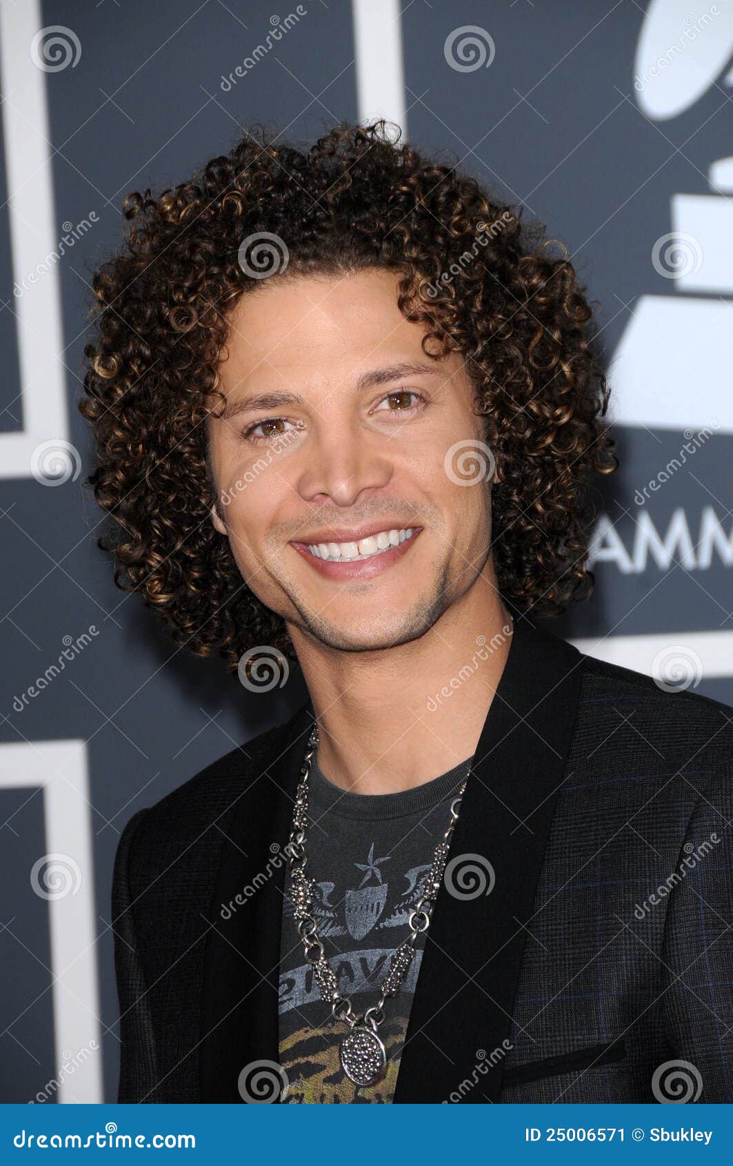 Justin Guarini editorial photo. Image of 52nd, arrivals - 25006571