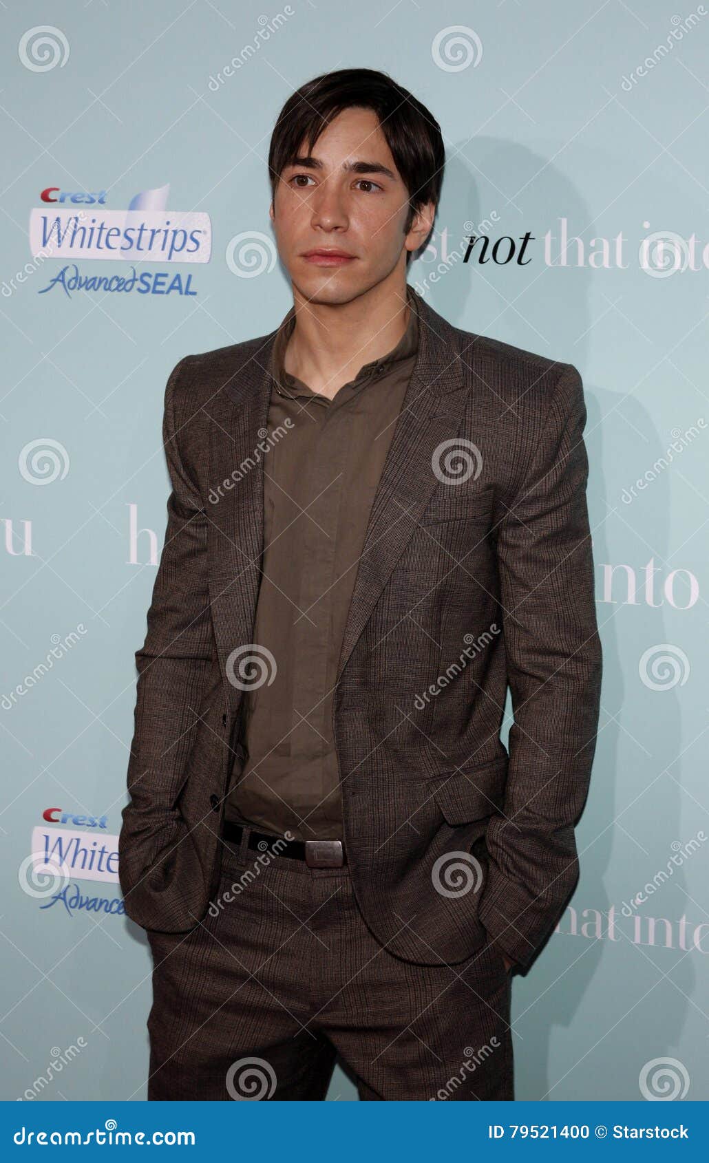 Justin lang redaktionelles bild. Bild von teppich, kleid - 79521400