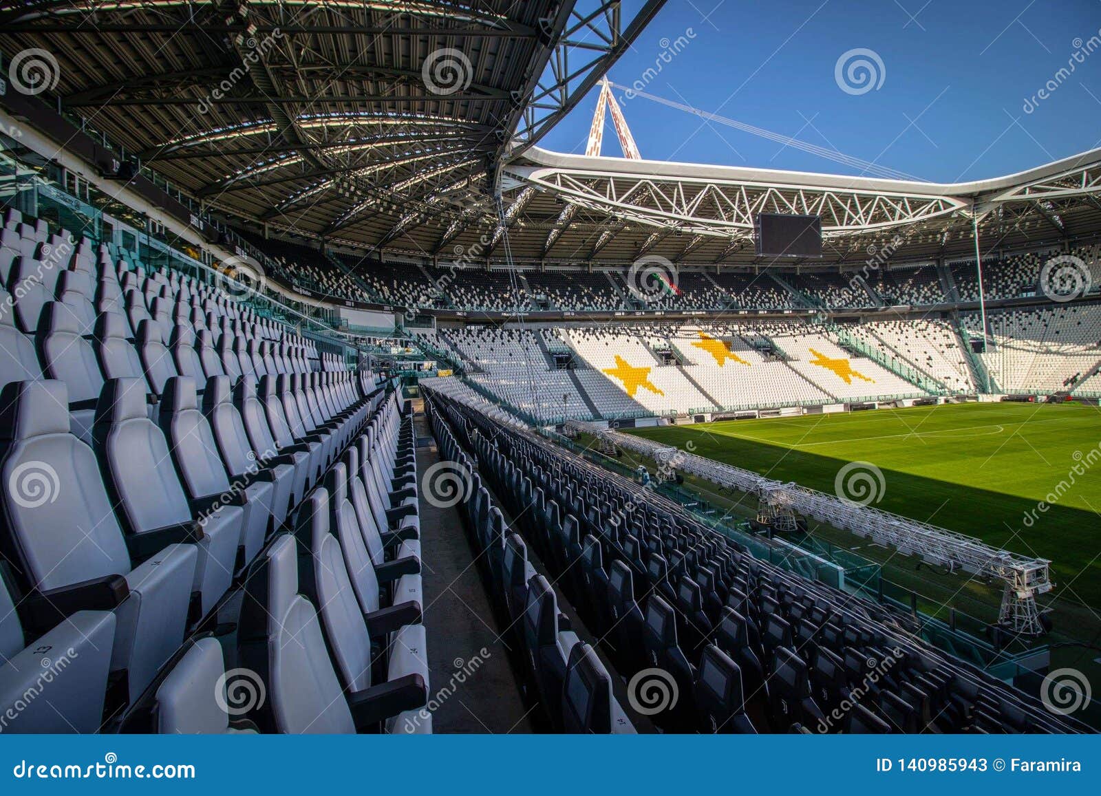 Juventus stock image. Image of sunny, football, stadium - 140985943