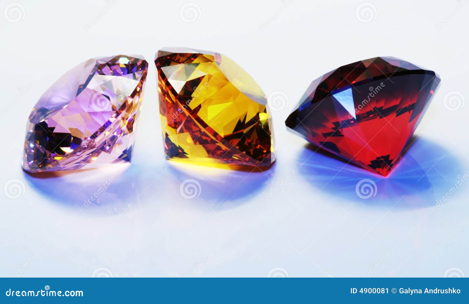 Juweel stock afbeelding. Image of juweel, koninklijk, diamant - 4900081