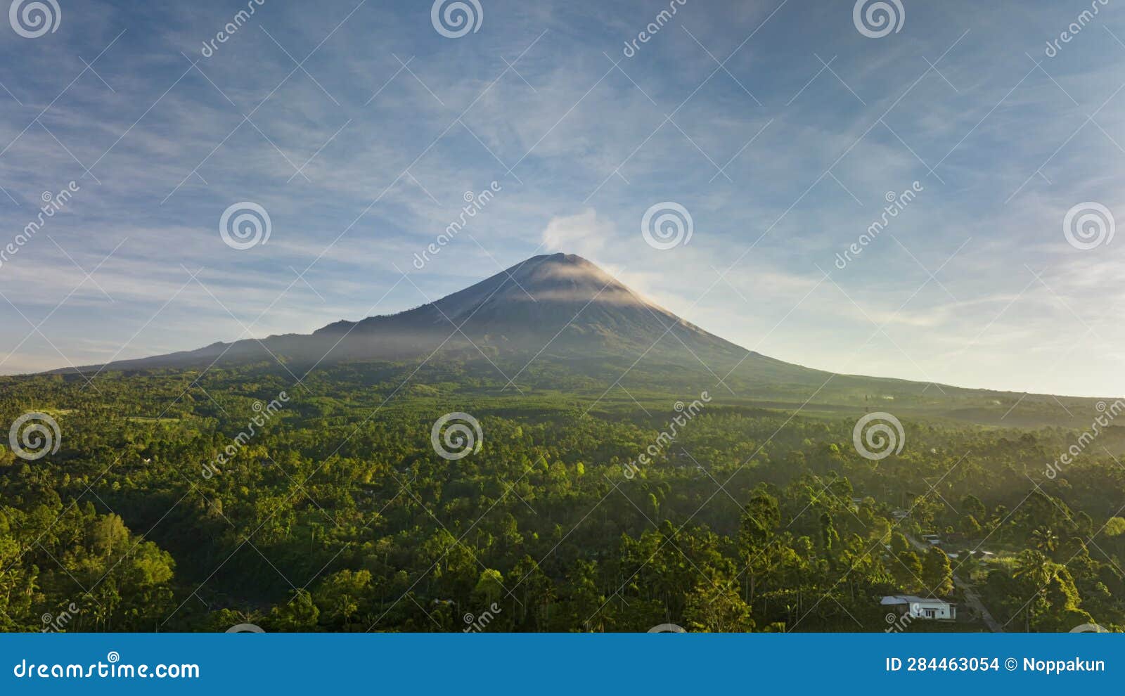 4K Hyperlapse Aerial View from Drone Flying To Mount Sumeru Active ...