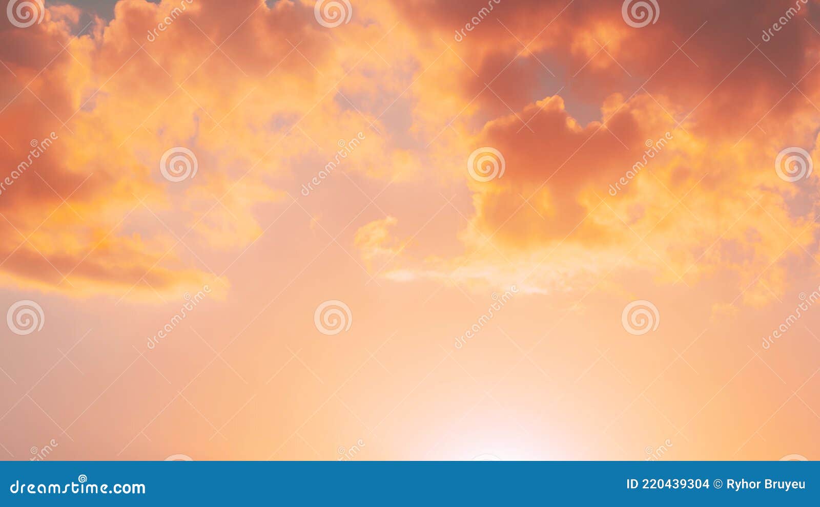 4K Sunset Cloudy Sky with Fluffy Clouds. Sunset Sky Natural Background ...