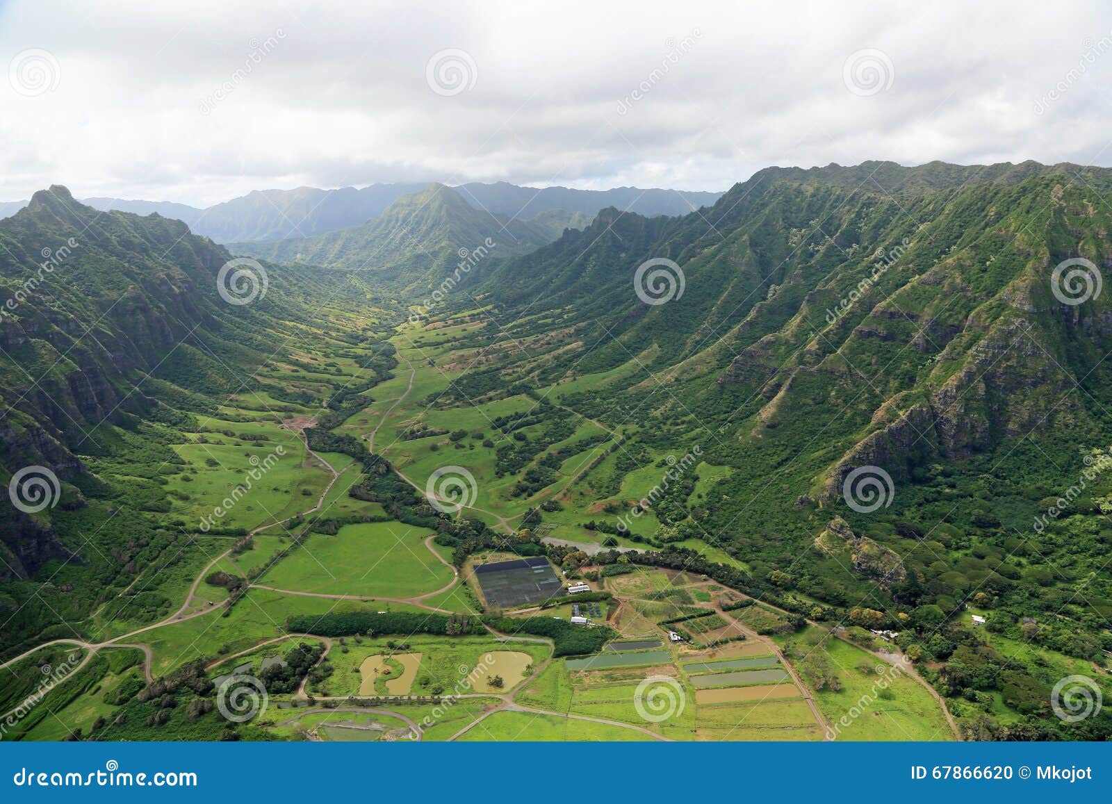 Kaaawa Valley stock photo. Image of blue, meadow, kualoa - 67866620