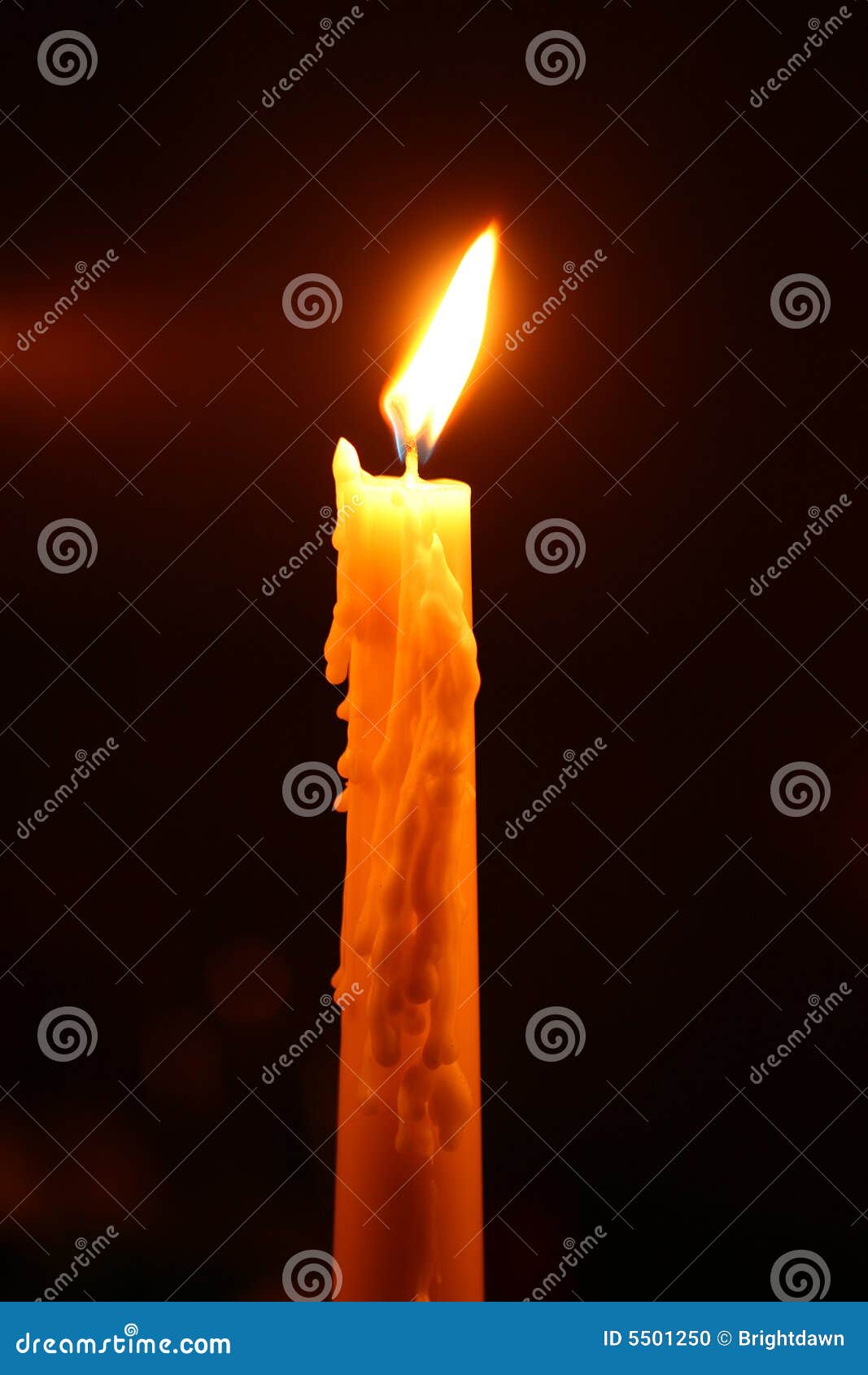 Kaars stock foto. Image of vlam, licht, kaarslicht, viering - 5501250