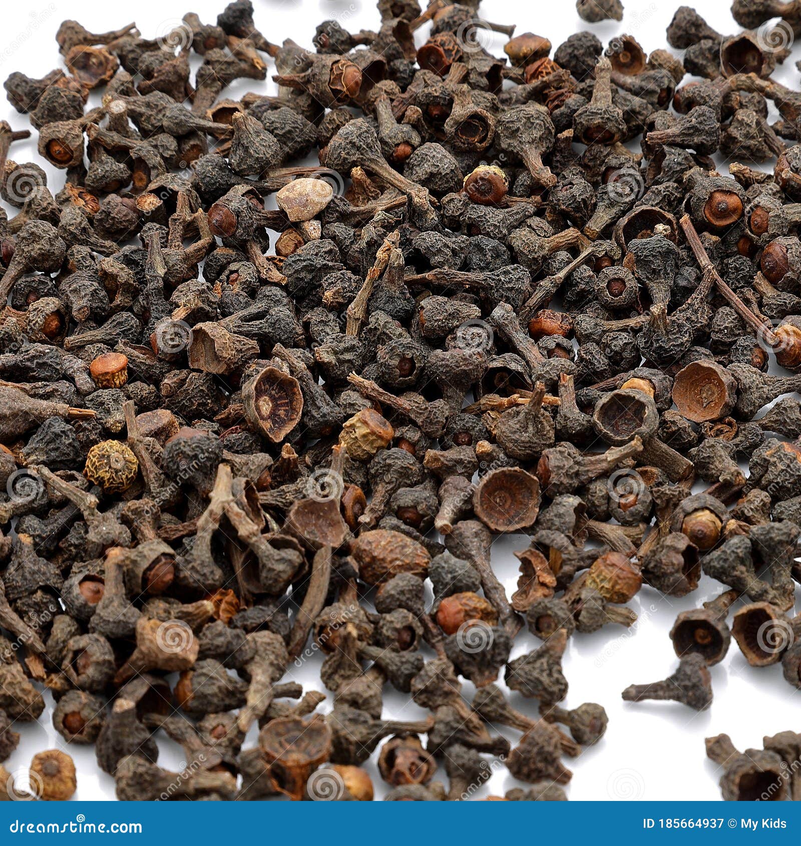 Kabab Chini,Java Pepper,Kabab Chini,Java Pepper ,iisolated Whiite ...