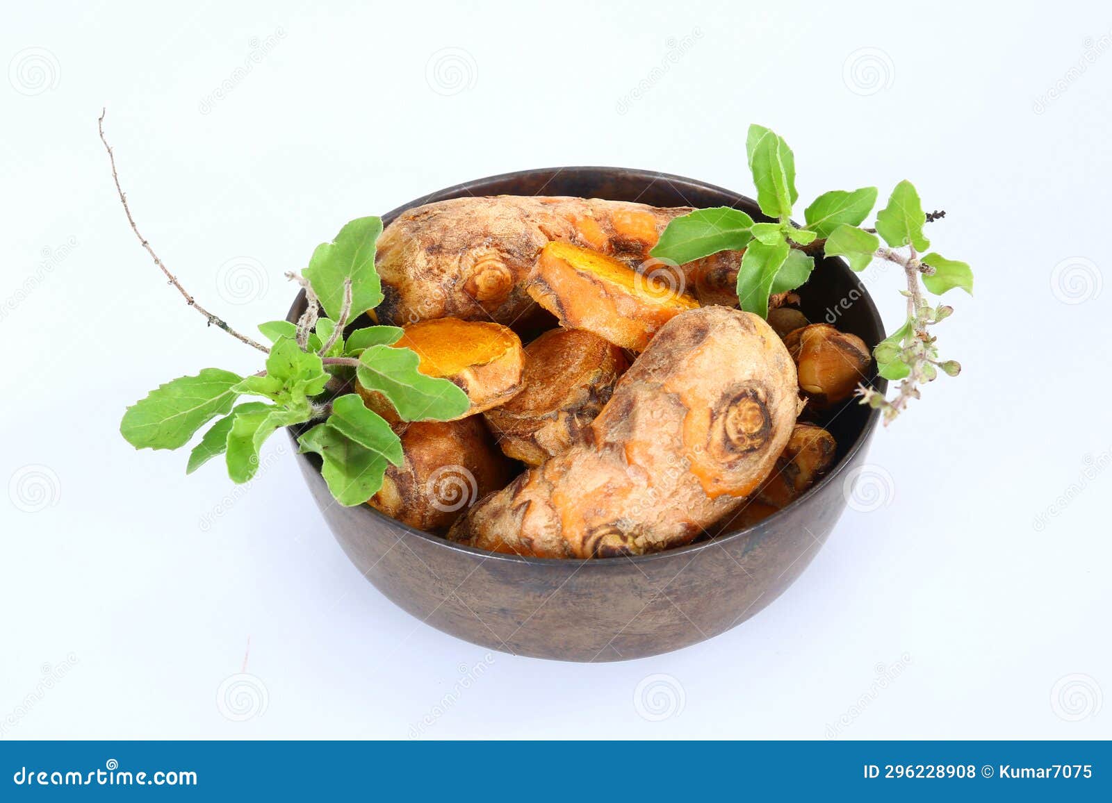 Kacchi Haldi or Raw Turmeric, Indian Spice Stock Photo - Image of food ...