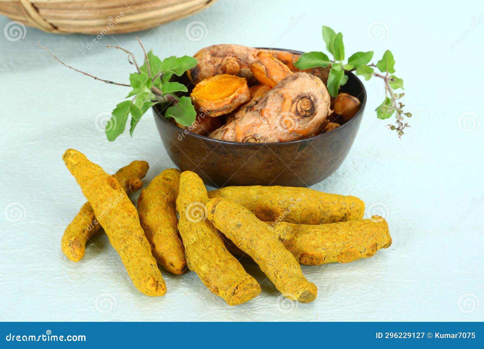 Kacchi Haldi or Raw Turmeric, Indian Spice Stock Image - Image of haldi ...