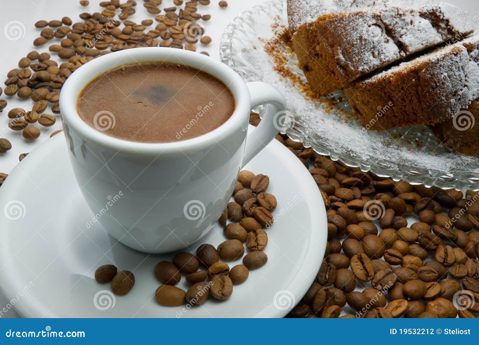 Kaffee und Kuchen stockfoto. Bild von arbeit, feinschmecker - 19532212