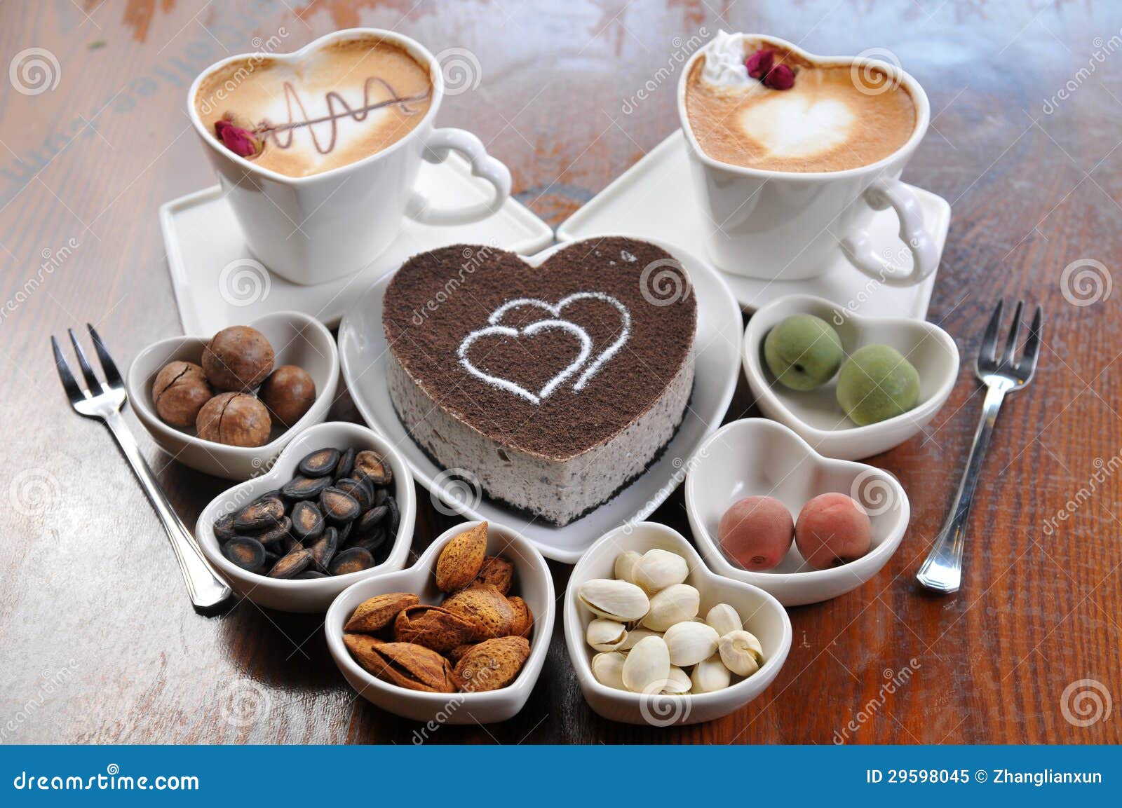 Kaffee und Kuchen stockbild. Bild von nahrung, geschmack - 29598045