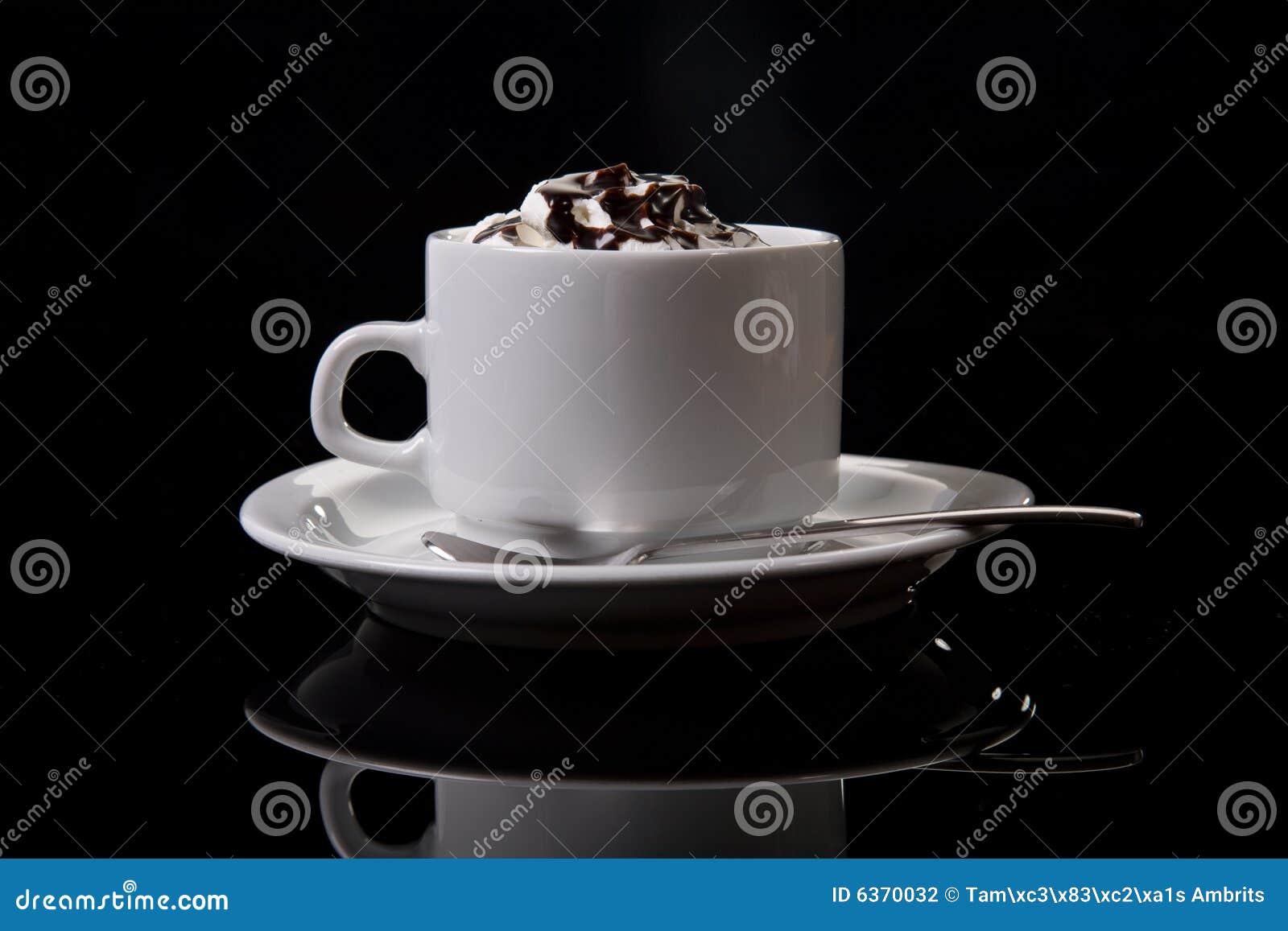 Kaffekopp arkivfoto. Bild av kräm, mörkt, kaffe, piskat - 6370032