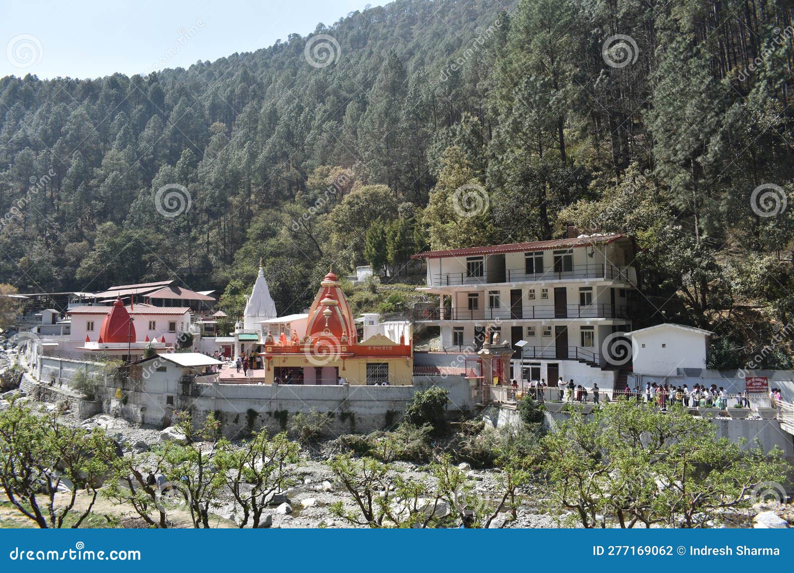 Kaichi dham mandir editorial photography. Image of nainital - 277169062