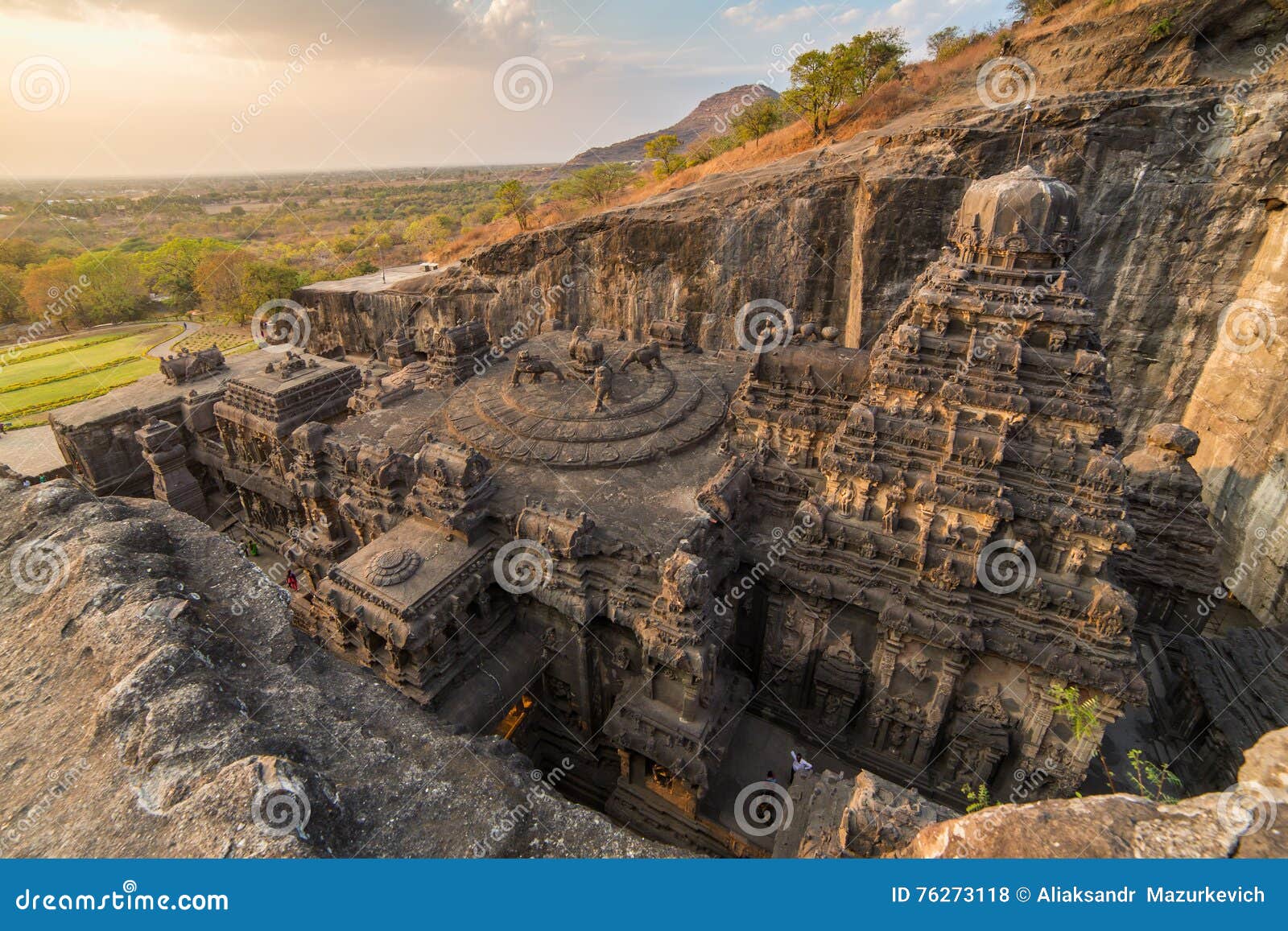 Kailas Temple in Ellora Caves Complex Stock Photo - Image of aurangabad ...