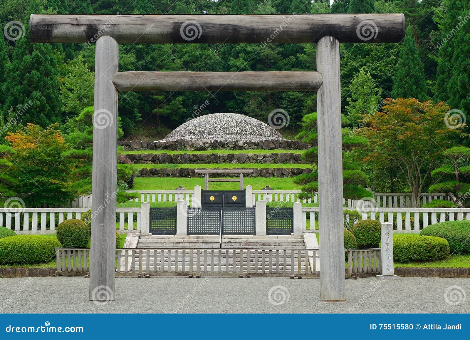 Kaiserin Kojun-` S Grab, Hachioji, Japan Stockfoto - Bild von reich ...