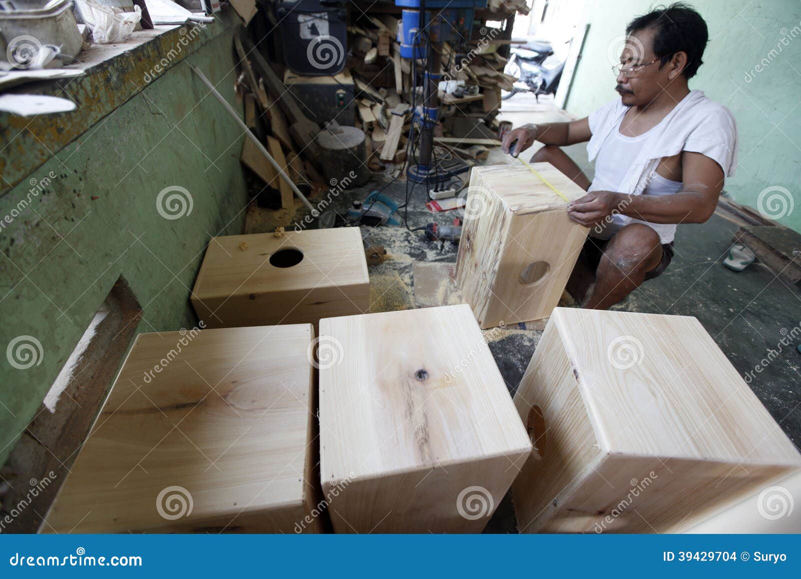 Kajon instrument editorial stock image. Image of instrument - 39429704