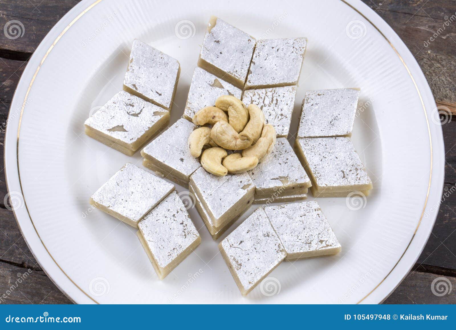 Kaju Katli стоковое фото. изображение насчитывающей вкусно - 105497948