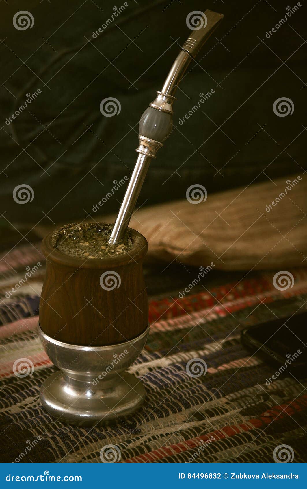 Kalabas In Hands Royalty-Free Stock Image | CartoonDealer.com #84485356