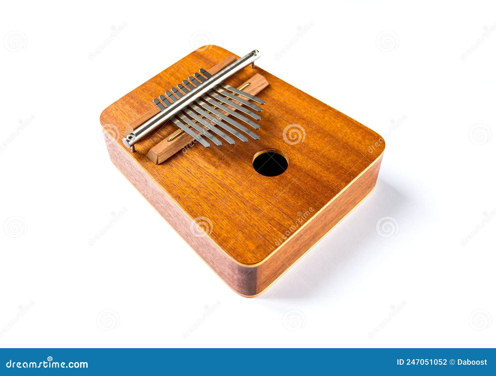 Kalimba Tradicional De Madera Aislada En Blanco Foto de archivo ...