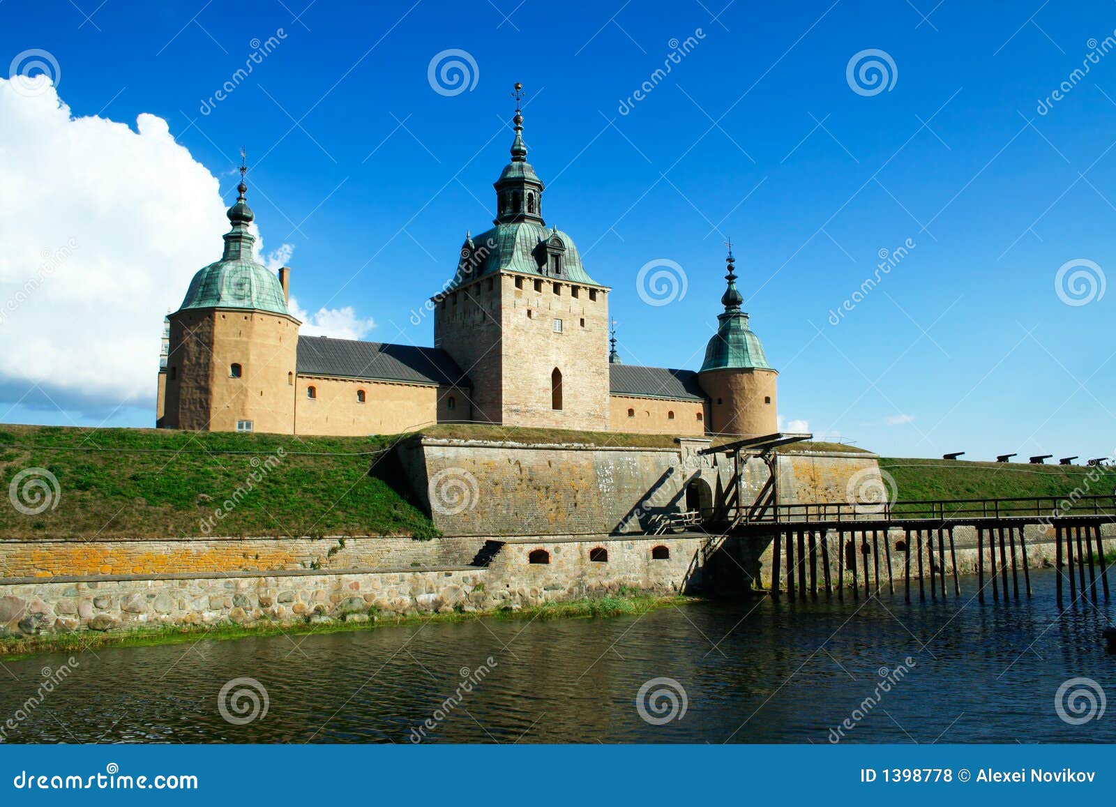 Kalmar castle stock photo. Image of battlement, epic, defense - 1398778