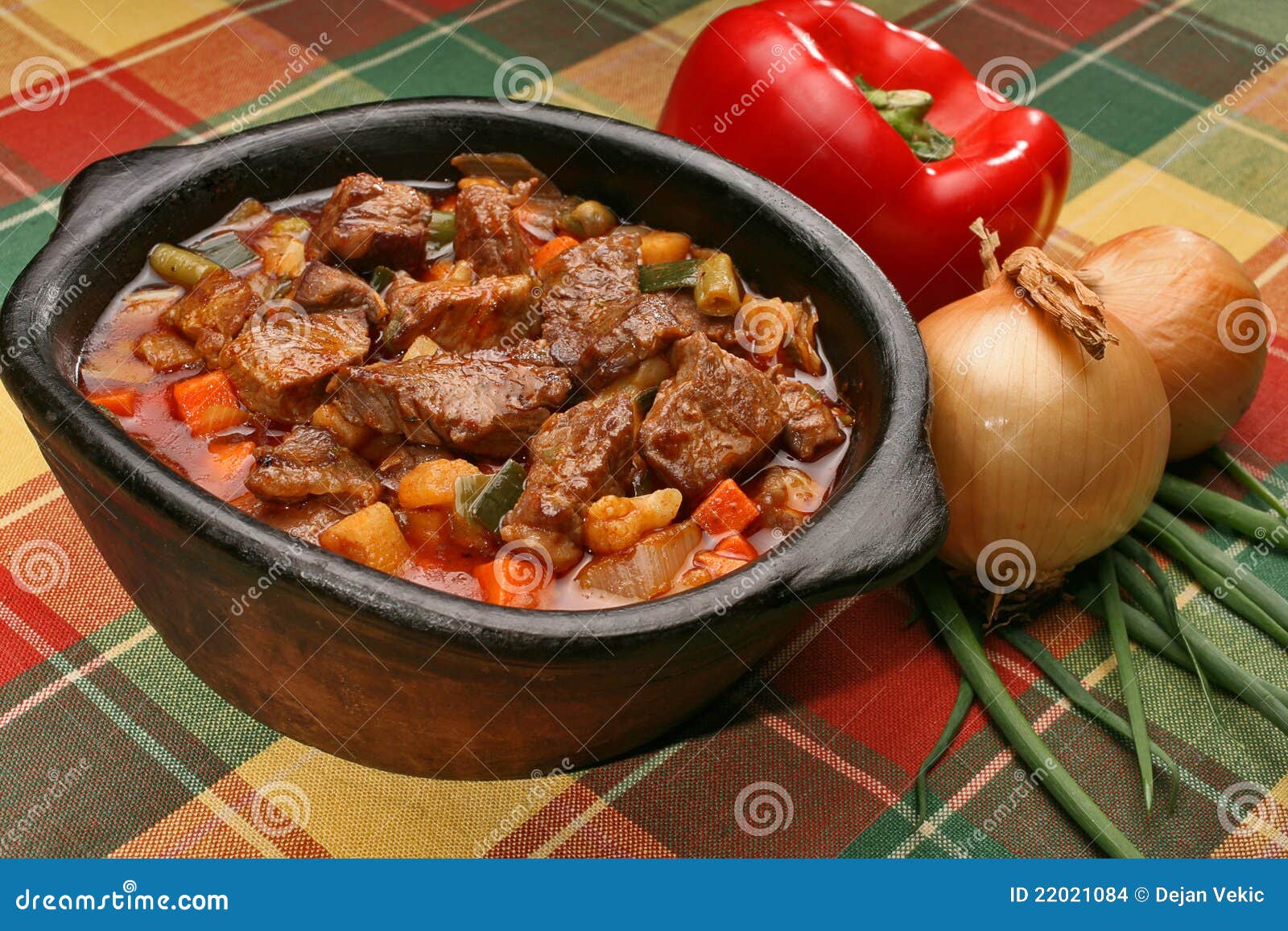 Kalops arkivfoto. Bild av kött, bordduk, stam, hemhjälp - 22021084