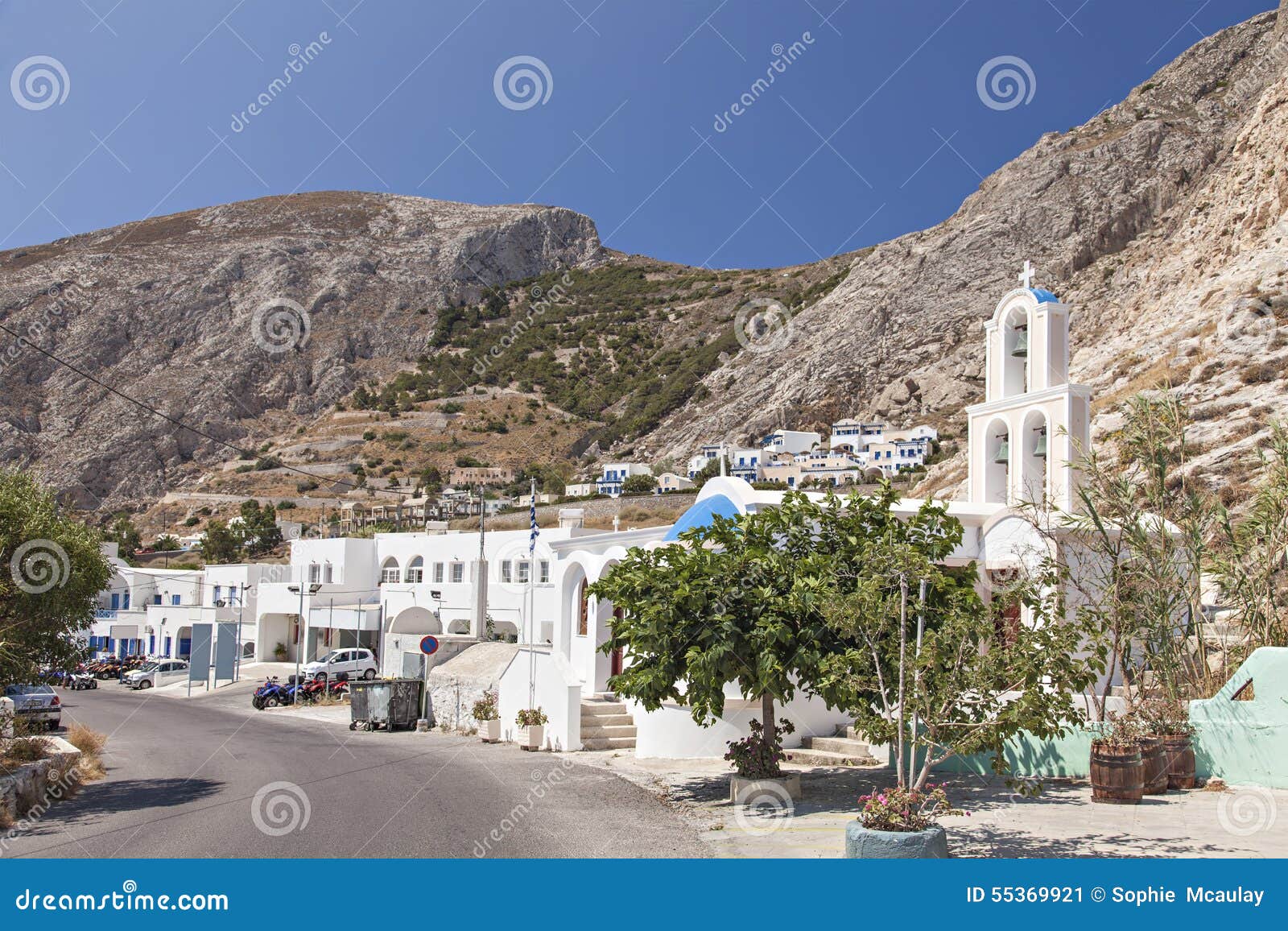 Kamari Village stock image. Image of mountain, cyclades - 55369921