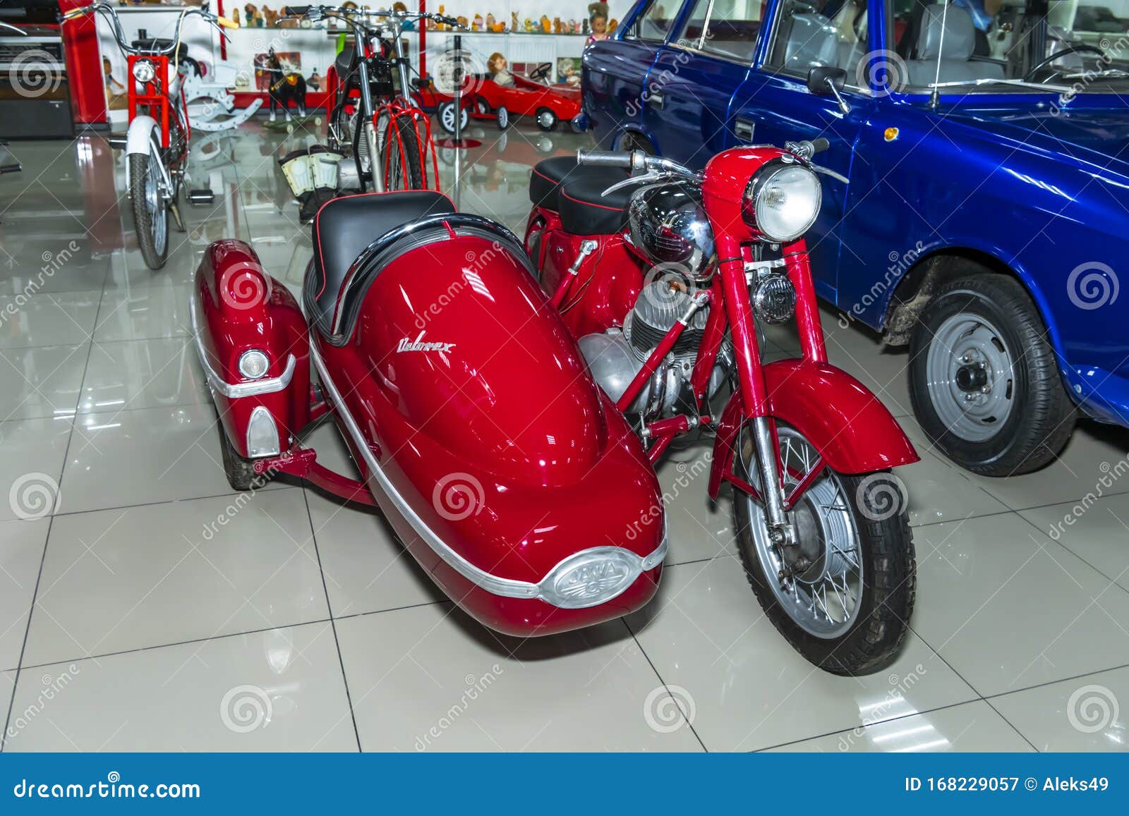 Motorcycle Java 350/354 with Side Trailer- in the Museum of the Legend ...