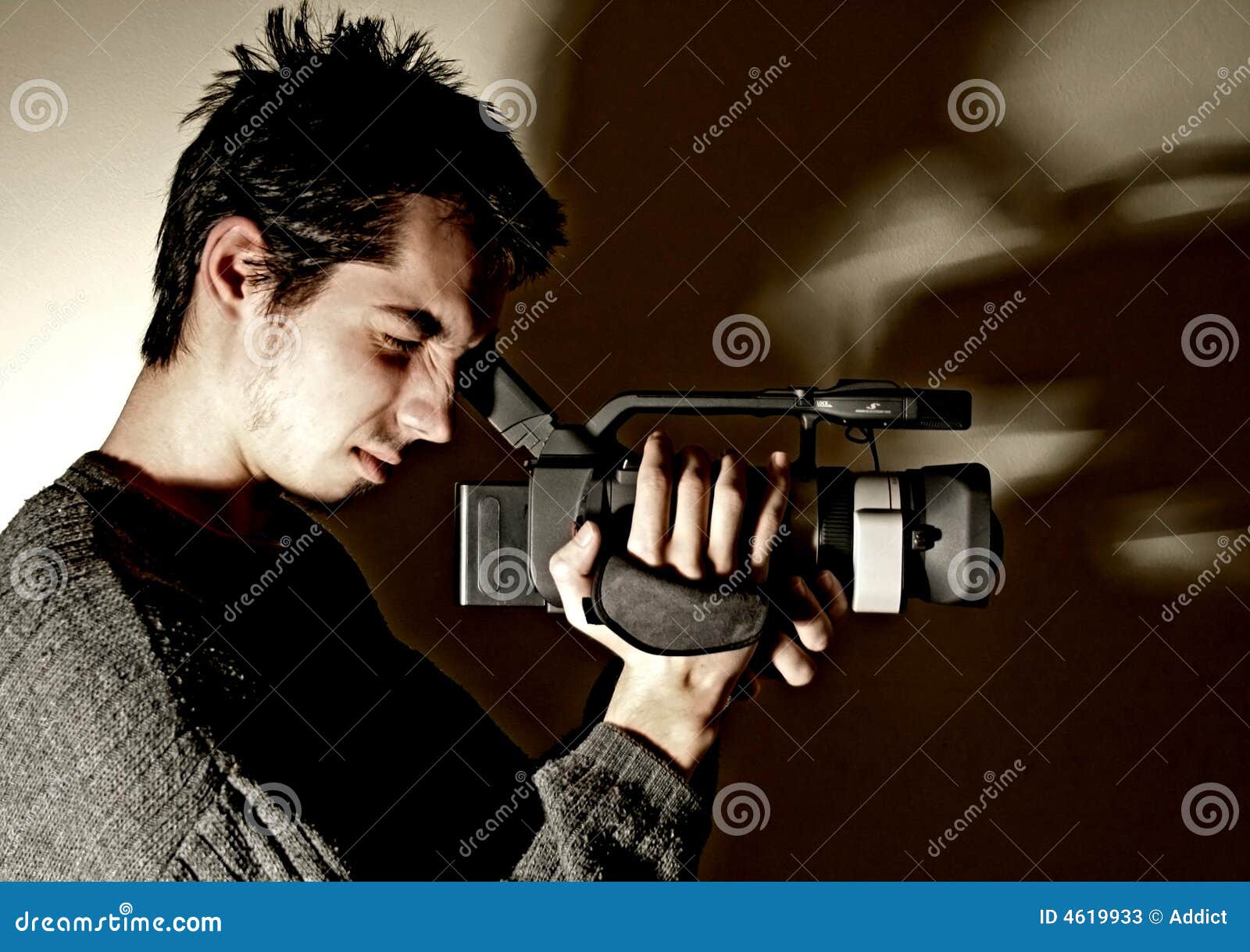 Kameraman fotografering för bildbyråer. Bild av fortfarande - 4619933