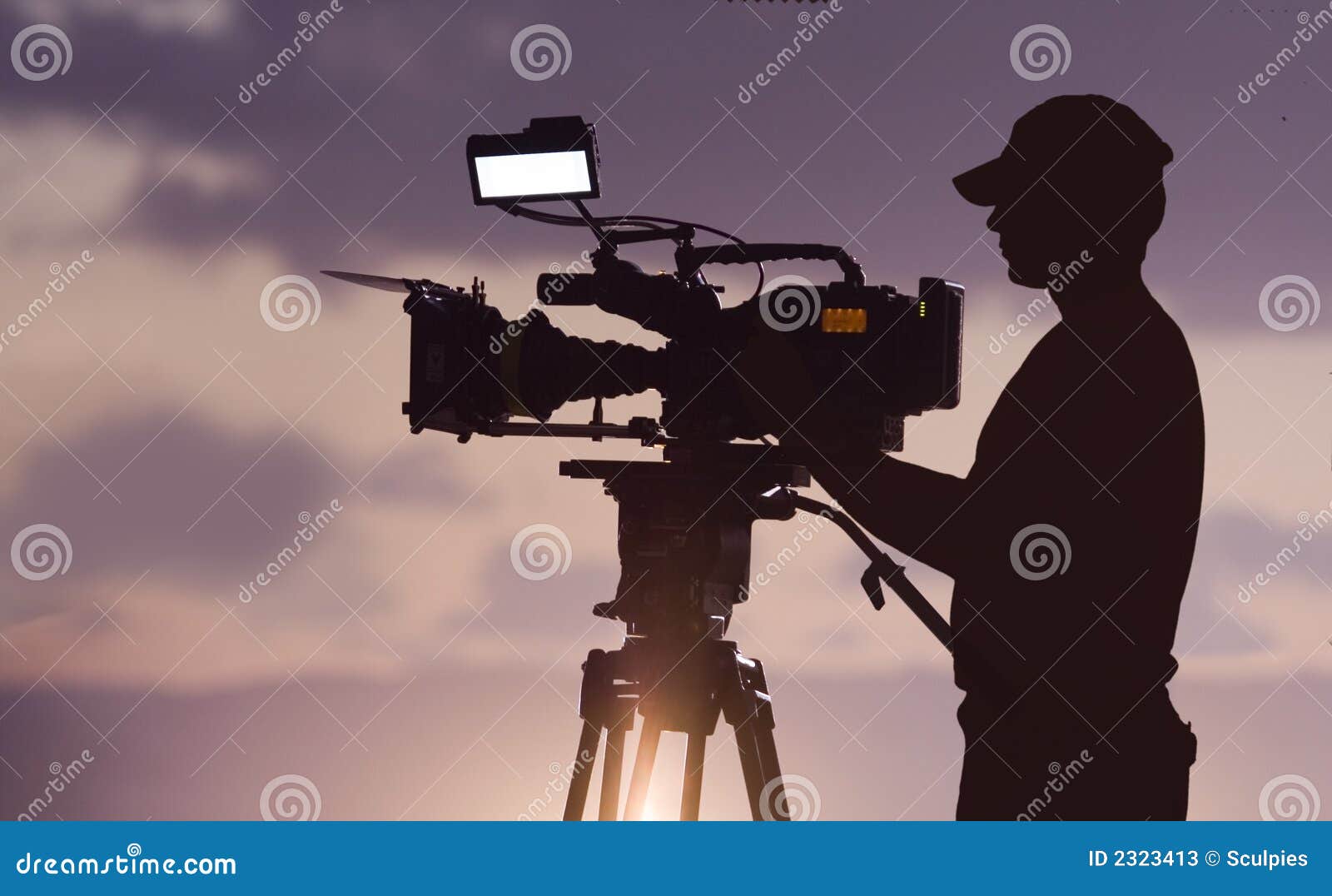 Kameramann stockbild. Bild von schattenbild, filme, bildschirm - 2323413