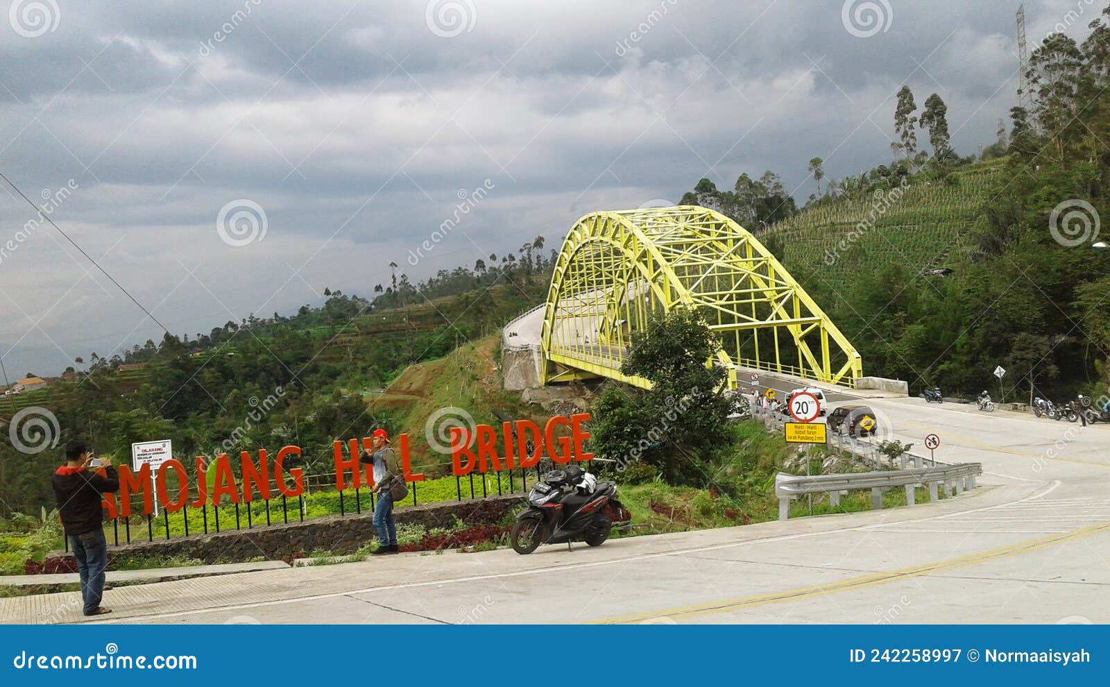 Kamojang Hill Bridge Scenery in Garut, West Java Editorial Photography ...