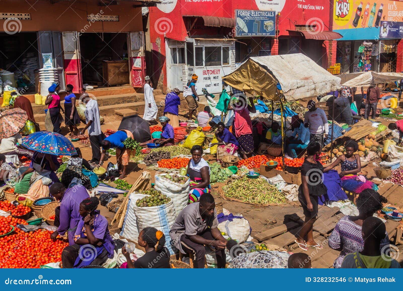 KAMPALA, UGANDA - MARCH 7, 2020: Fruit and Vegetable Market in Kampala ...