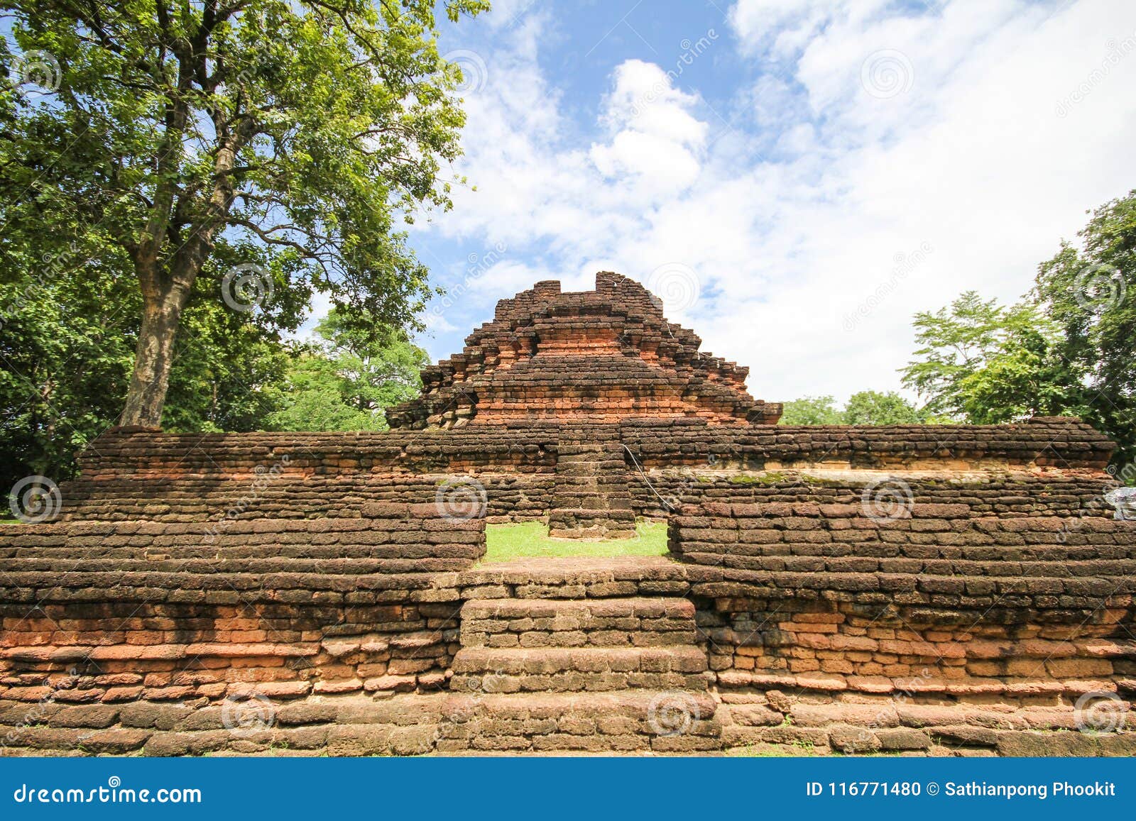 Kamphaeng Phet Historical Park, Kamphaeng Phet, Thailand Stock Photo ...