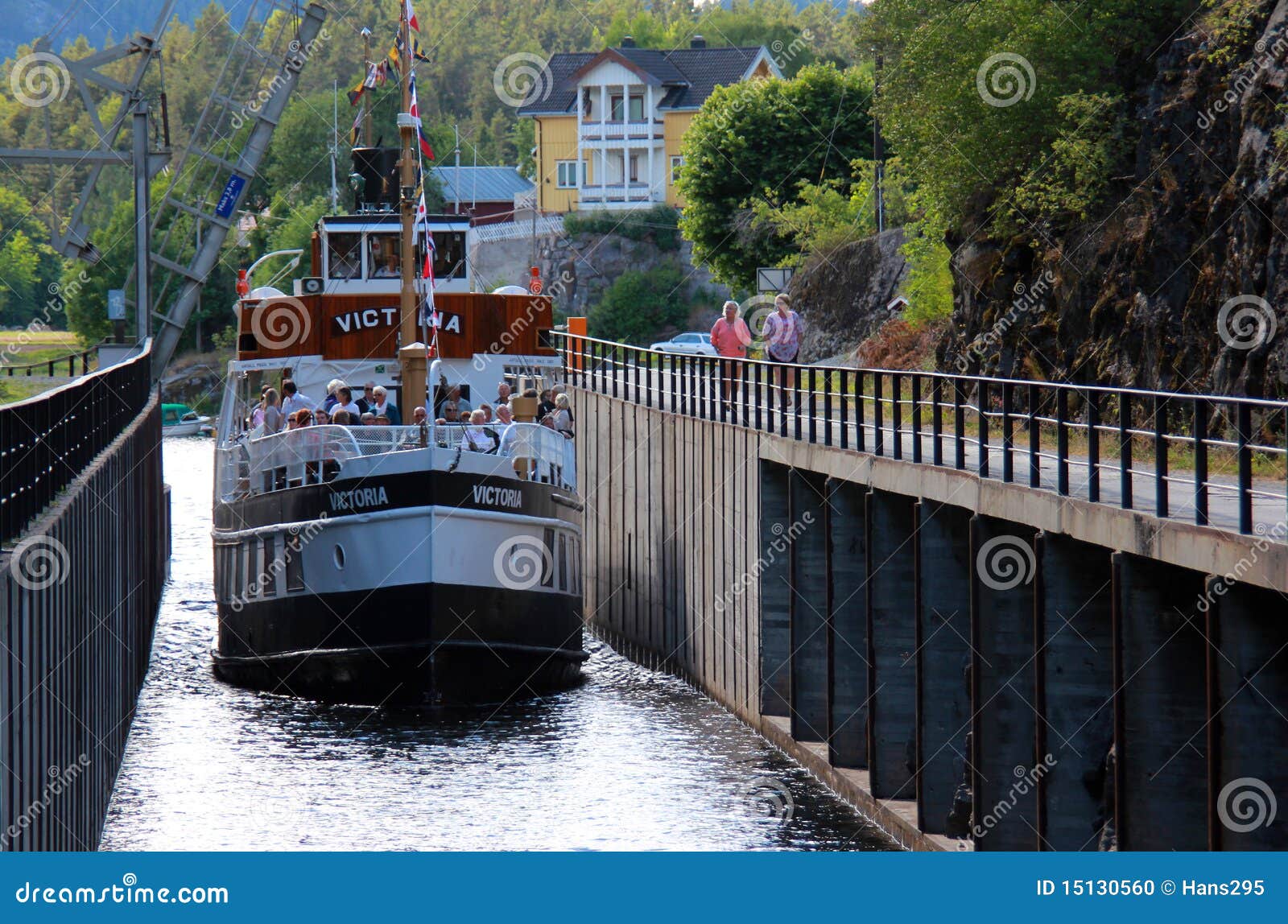 Kanaal in Telemark, Noorwegen. Redactionele Afbeelding - Image of zomer ...