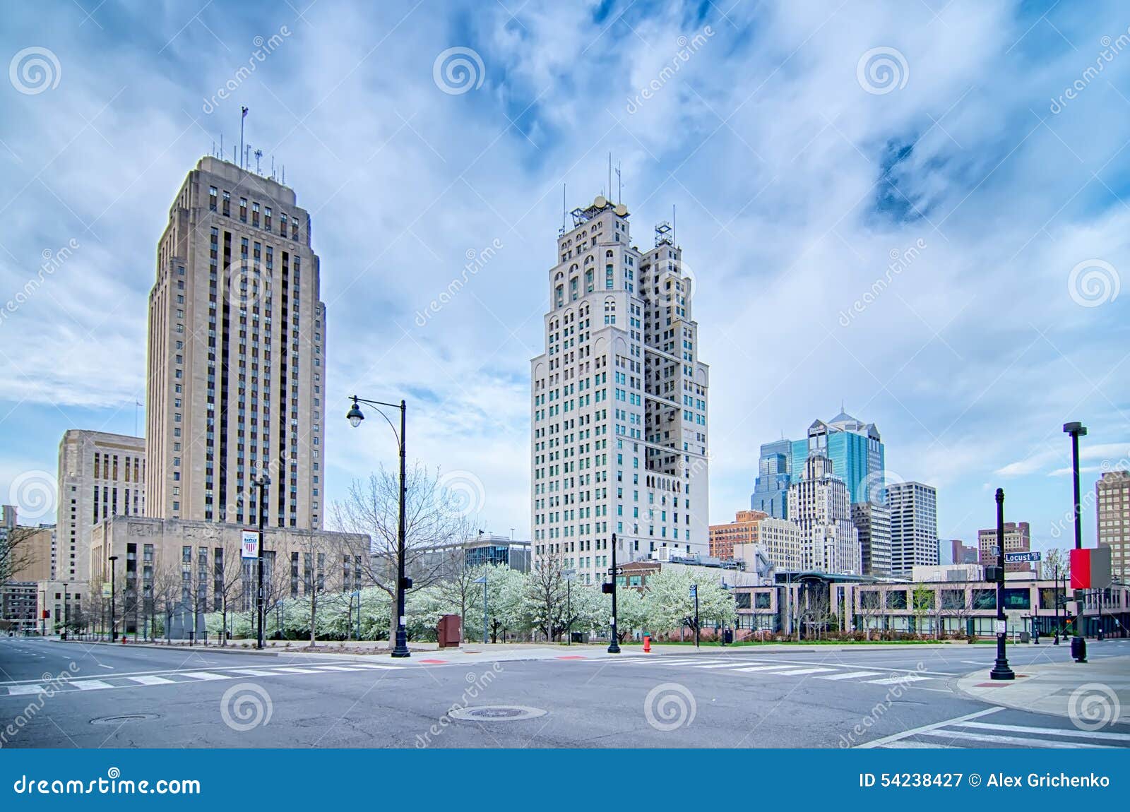Kansas City Skyline at Sunrise Editorial Photography - Image of skyline ...