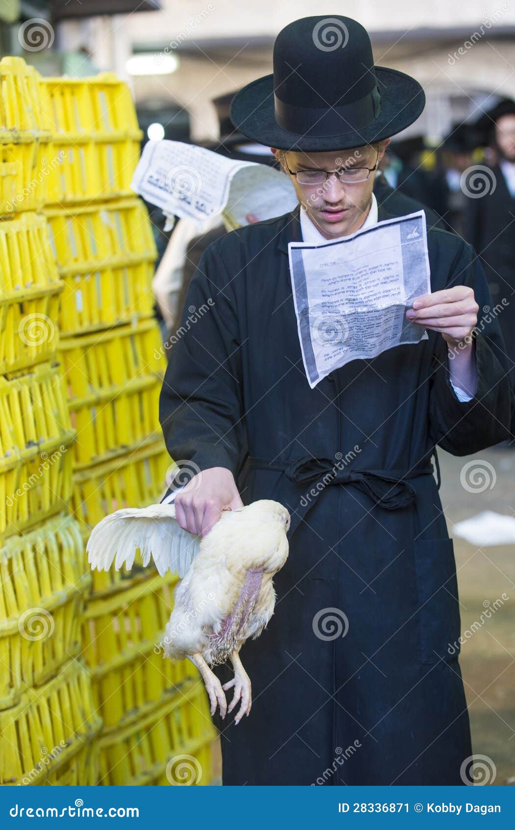 Kaparot editorial photo. Image of torah, religion, hasidism - 28336871