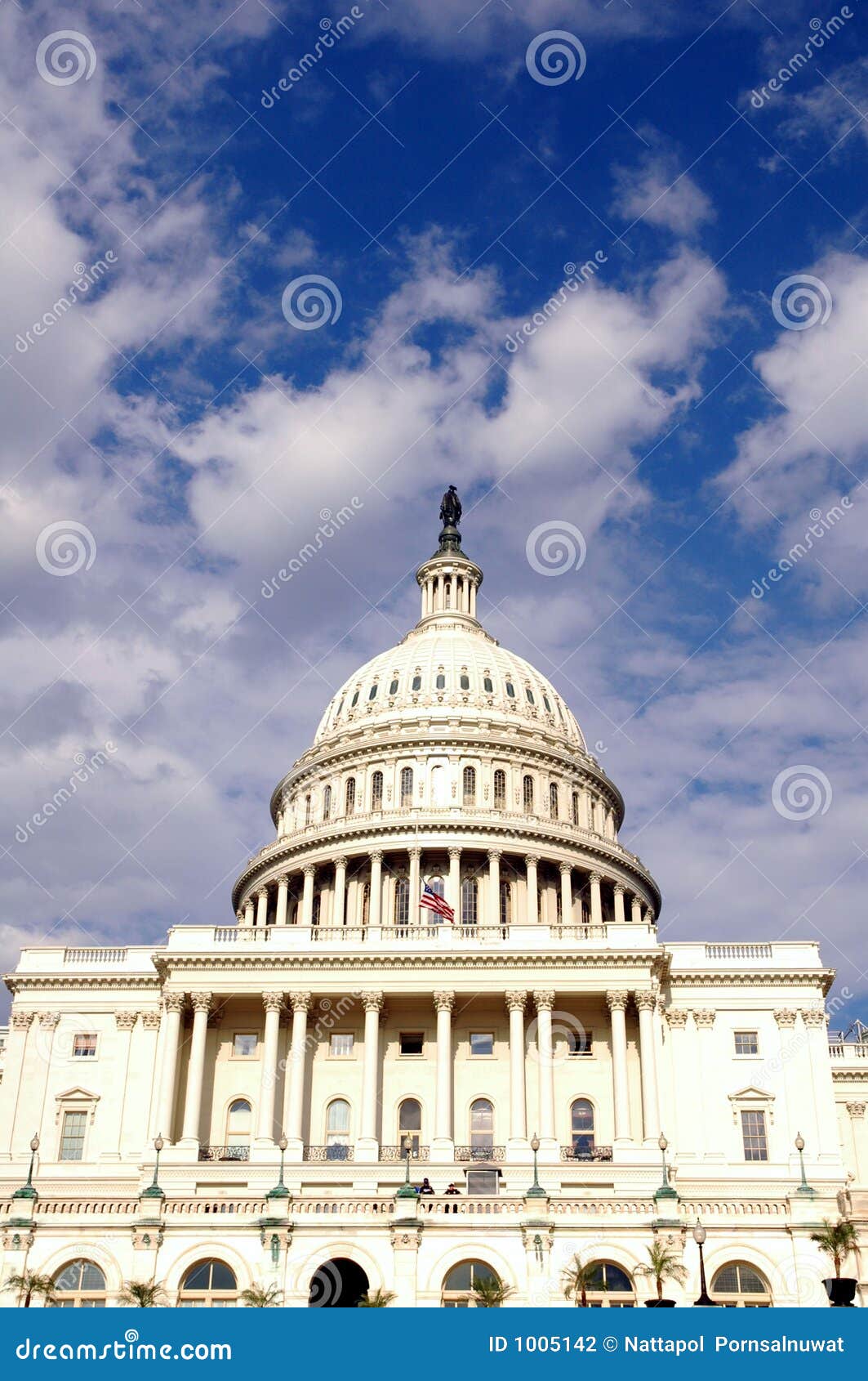 Kapitol stockfoto. Bild von wolke, himmel, kapitol, reise - 1005142