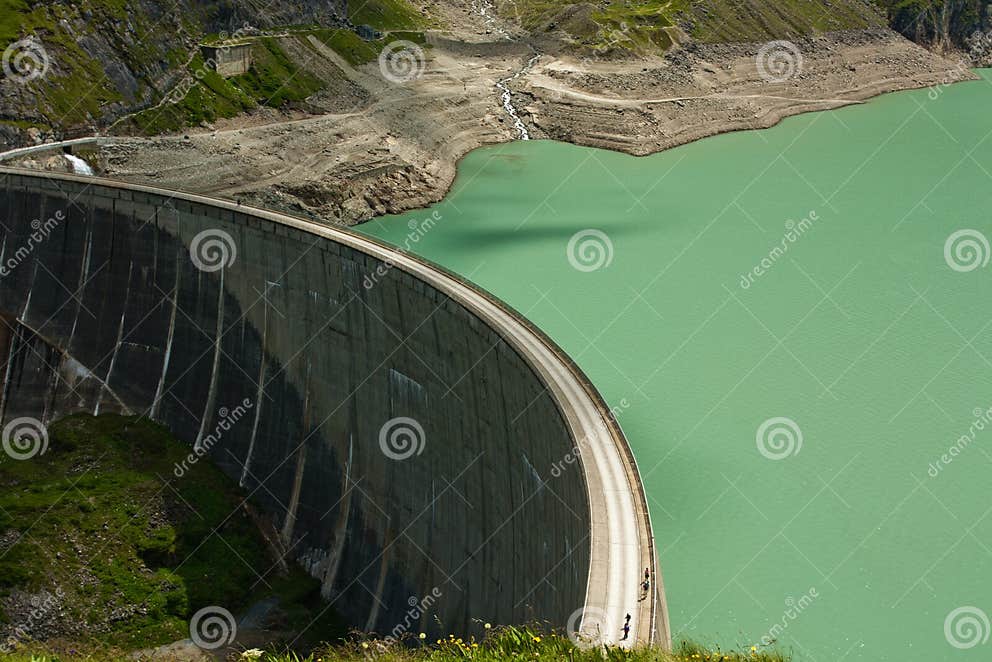 Kaprun Dam, lake and Alps stock photo. Image of hydroelectric - 23451164