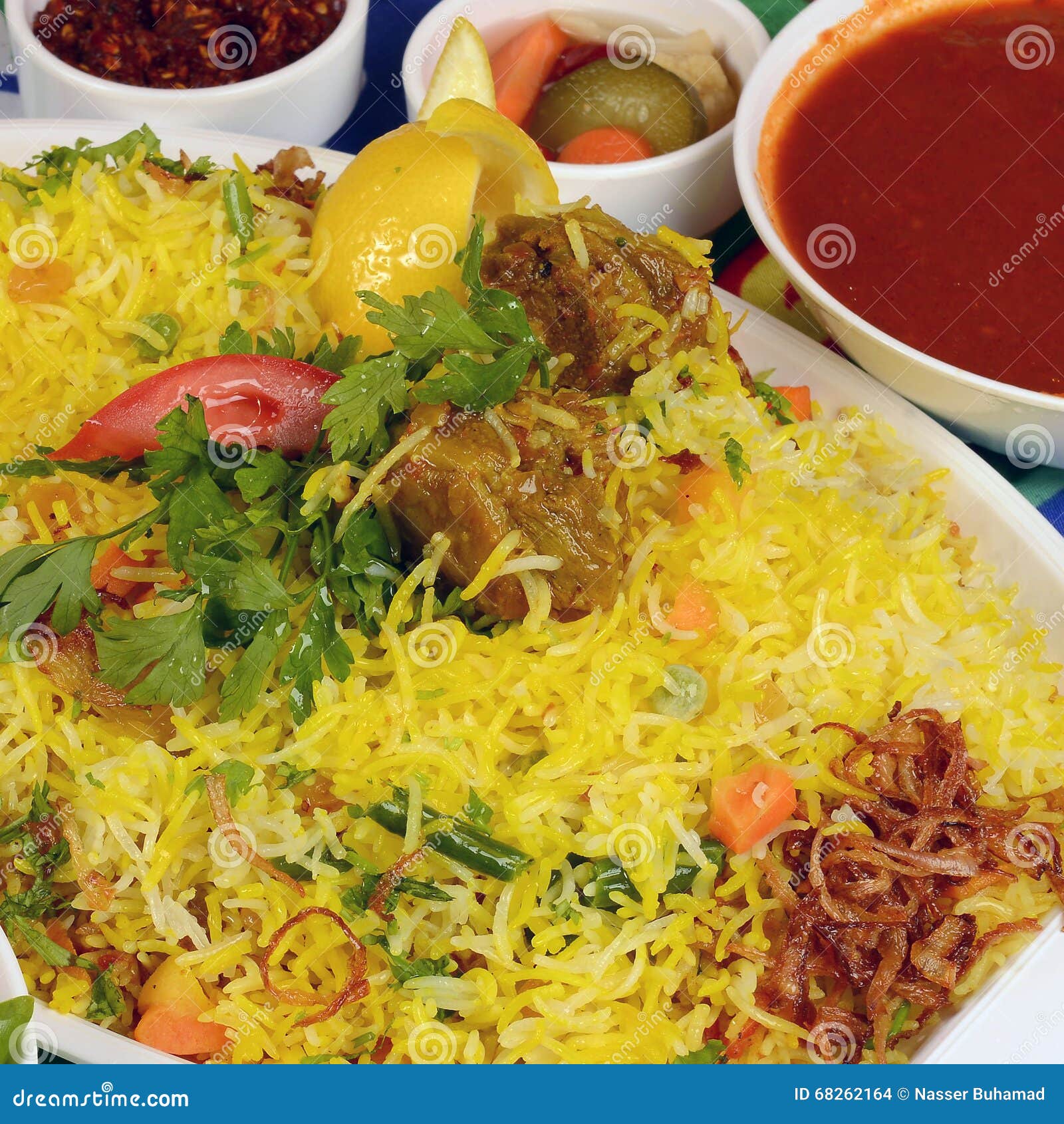 Kapsa-Rindfleisch Reis-Rezept Stockfoto - Bild von kochen, irak: 68262164