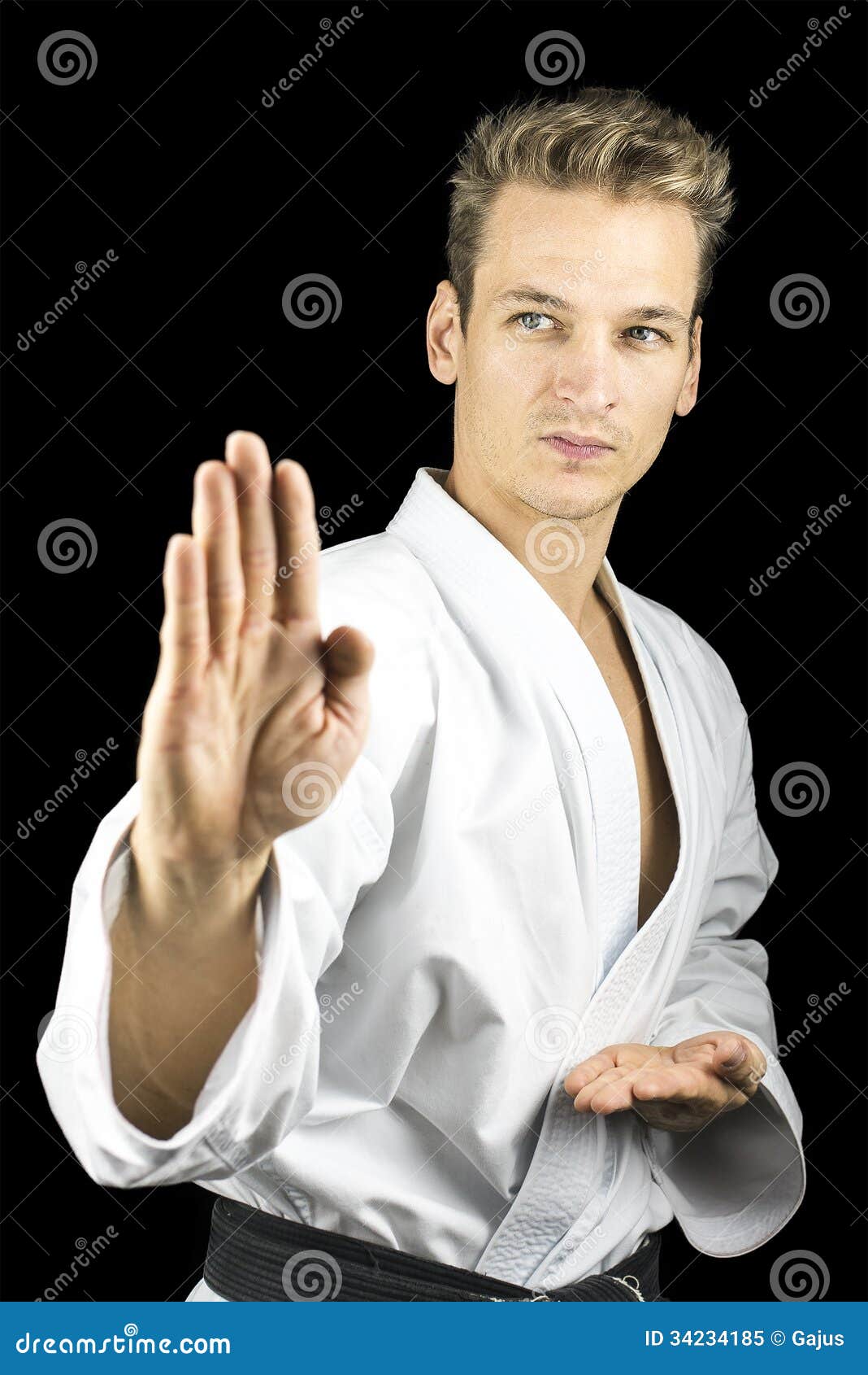 Karate kata stockbild. Bild von karate, schwarzes, künste - 34234185