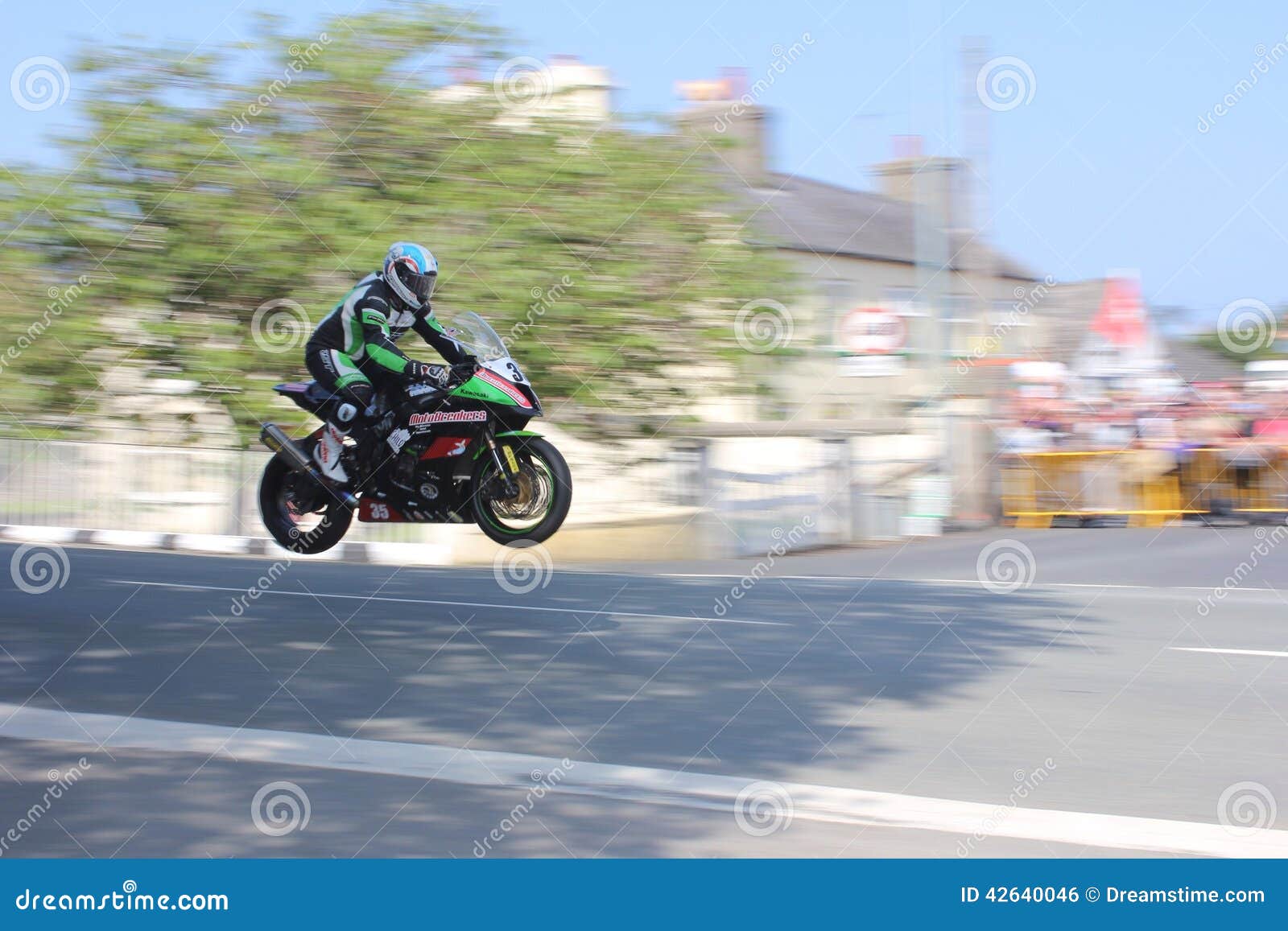 Karl Harris TT 2014 editorial photo. Image of racing - 42640046
