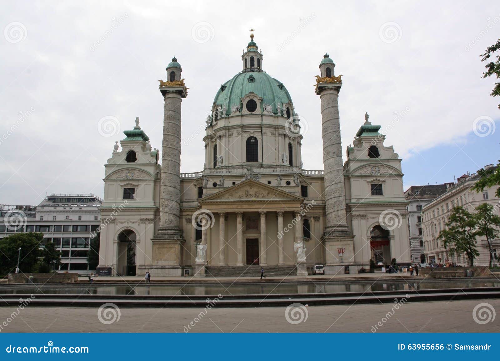 Karlskirche in Vienna, Austria Stock Photo - Image of famous, basilica ...