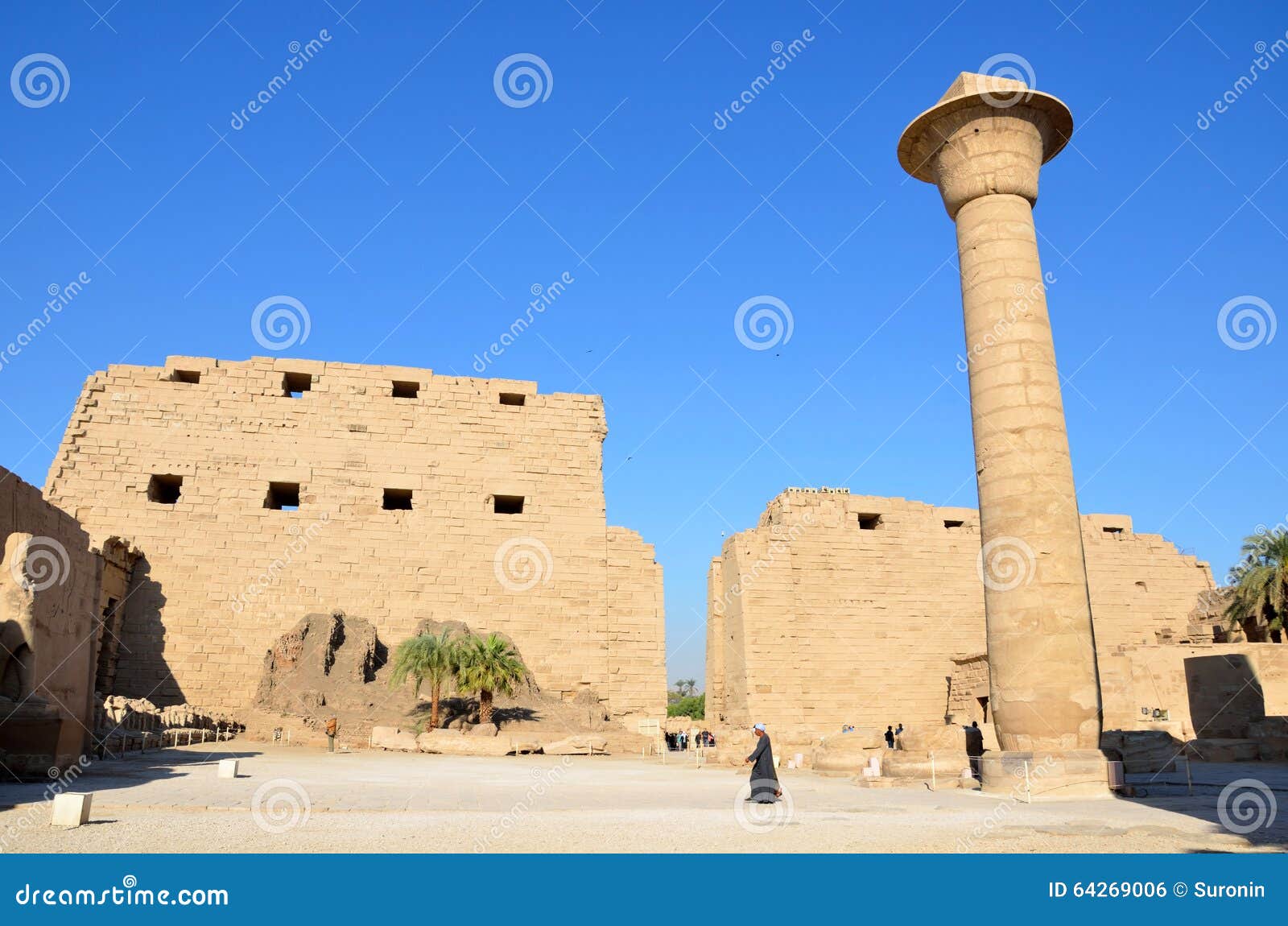 Karnak temple complex editorial photo. Image of necropolis - 64269006
