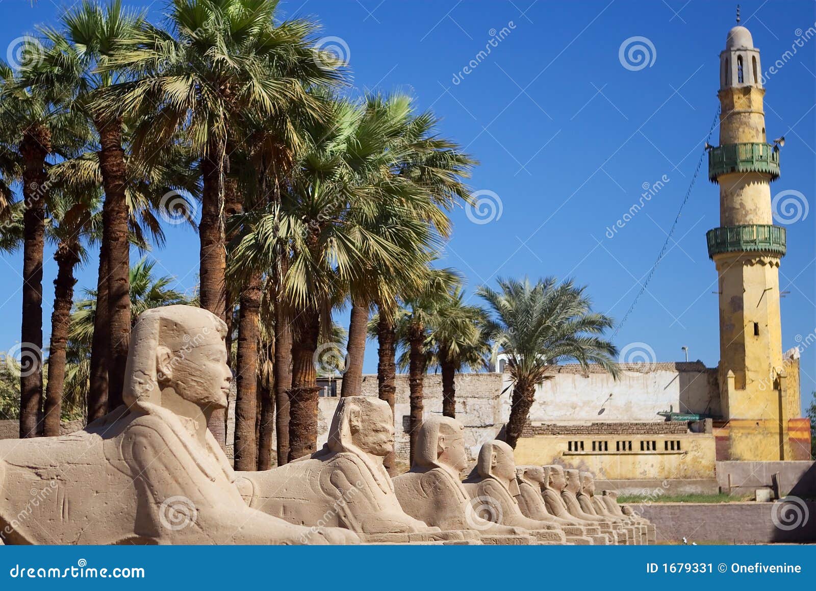 Karnak Temple Sphinxs stock image. Image of ankh, karnak - 1679331