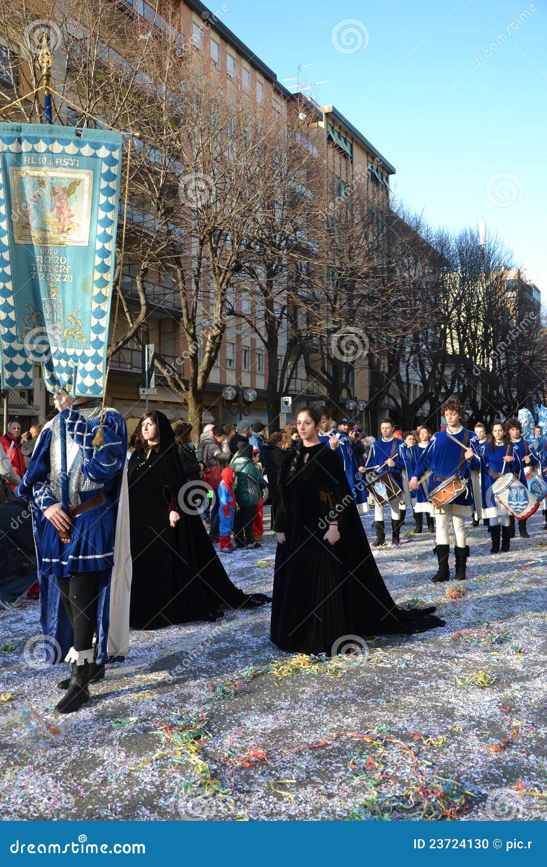 Karneval - Mittelalterliche Prozession Redaktionelles Bild - Bild von ...