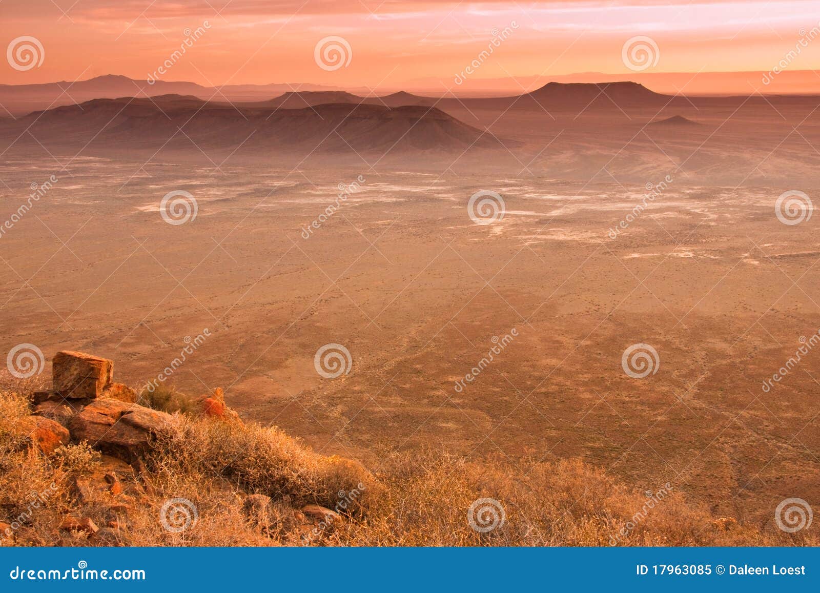 Karoo desert sunset stock image. Image of rocks, mountains - 17963085